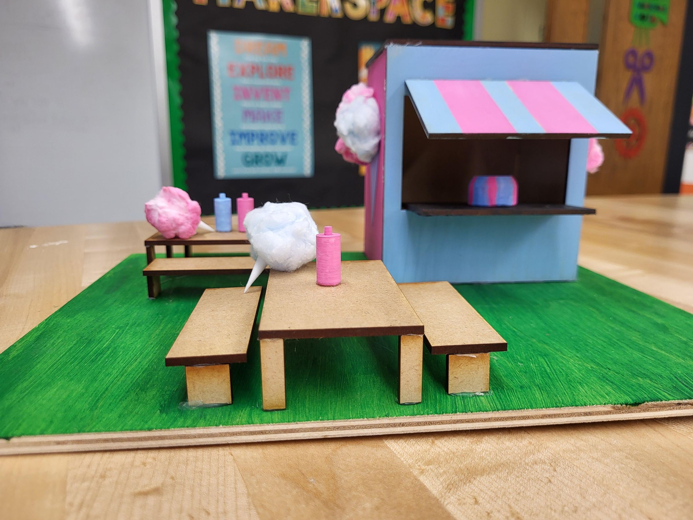 Tabletop Zoo : 8 Steps (with Pictures) - Instructables