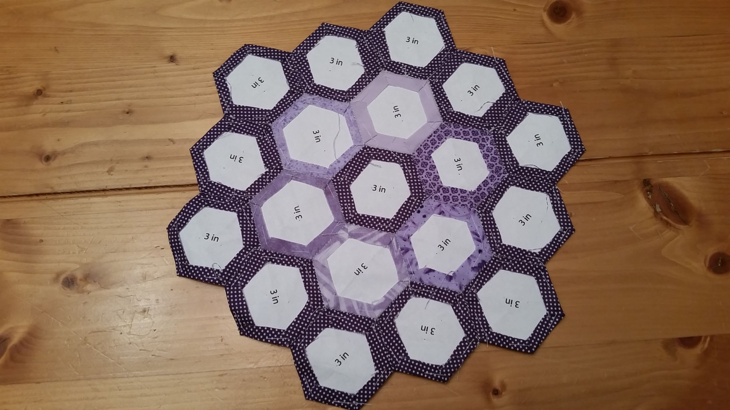 Hexagon English Paper Hand Piecing : 8 Steps (with Pictures ...