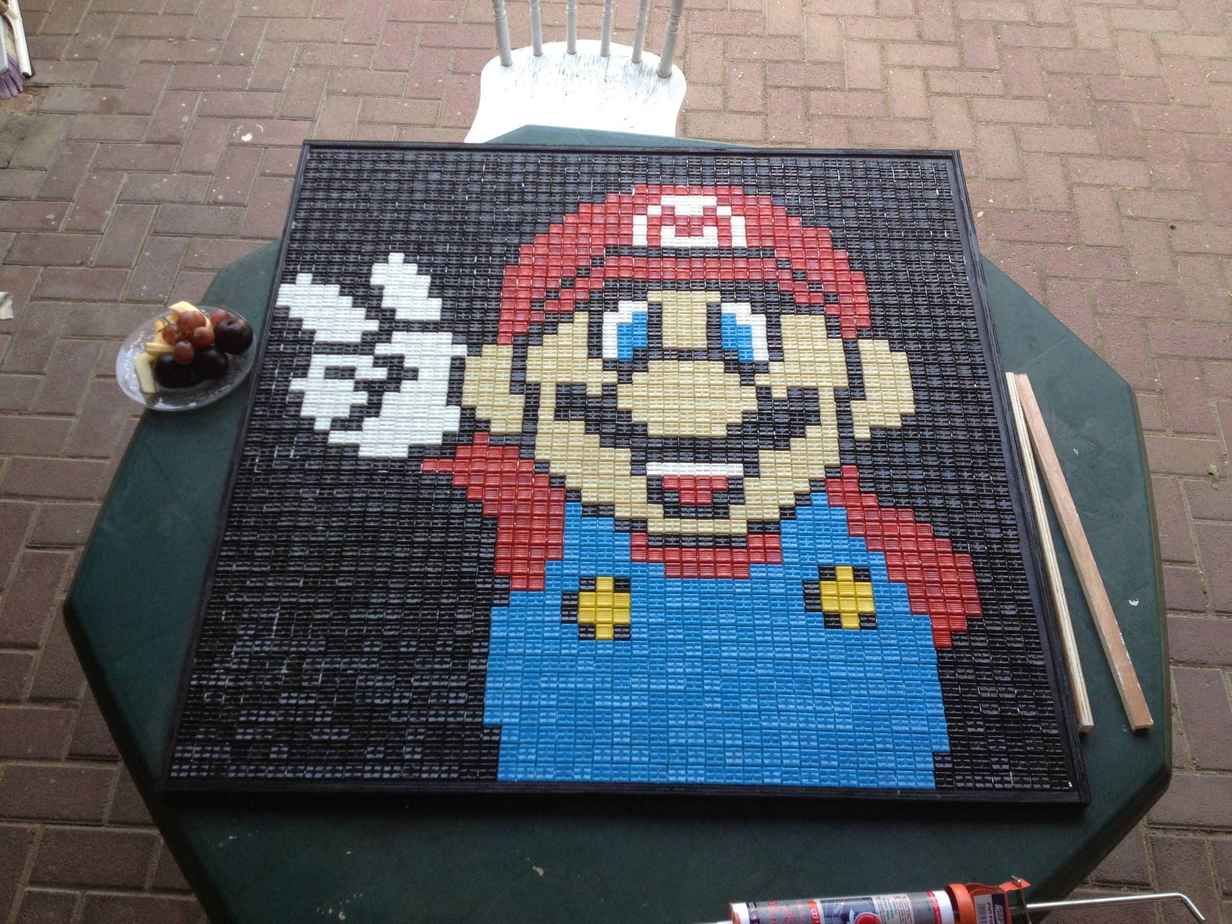 Super Mario Mosaic Table /Table Cover : 6 Steps (with Pictures ...