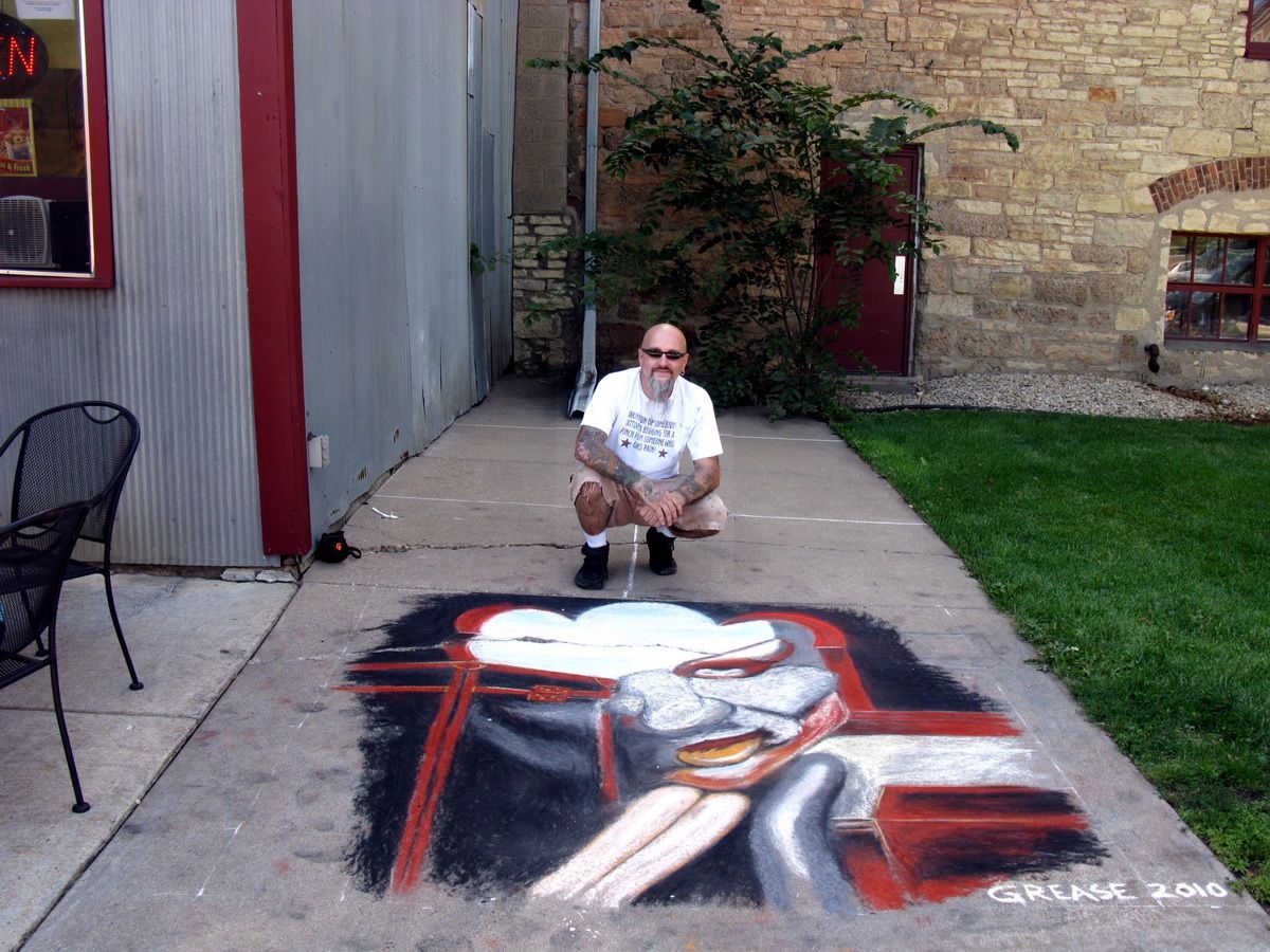 How to Do 3D Anamorphic Artwork and Sidewalk, Street, and Driveway Art ...