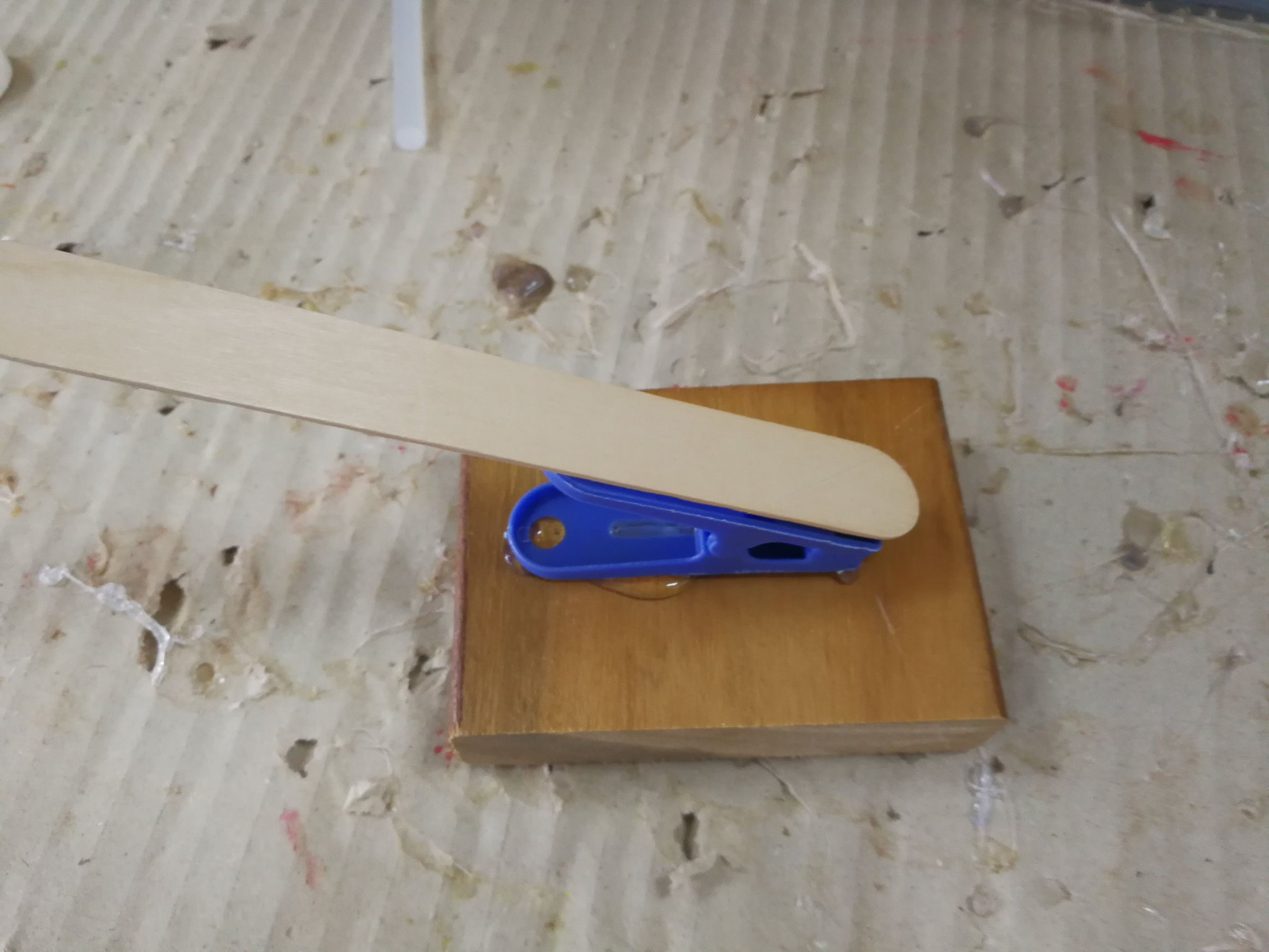 A Very Simple Catapult to Make With Kids : 6 Steps (with Pictures ...