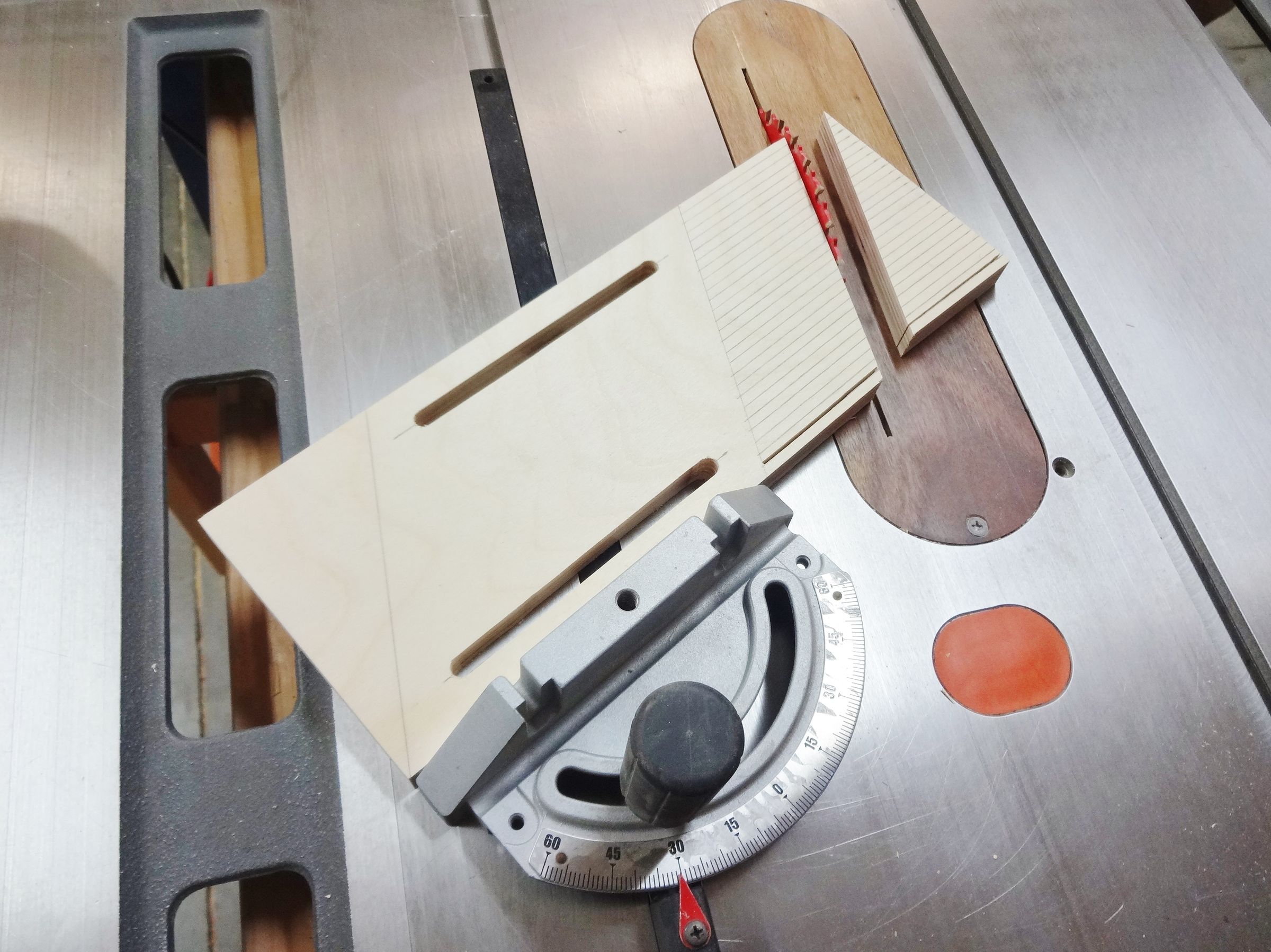 Woodworking Featherboards : 9 Steps (with Pictures) - Instructables