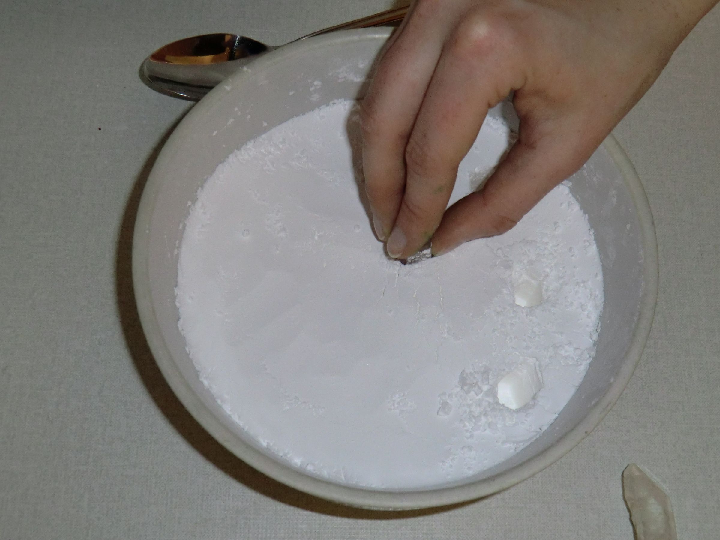 Kryptonite Candy : 4 Steps (with Pictures) - Instructables