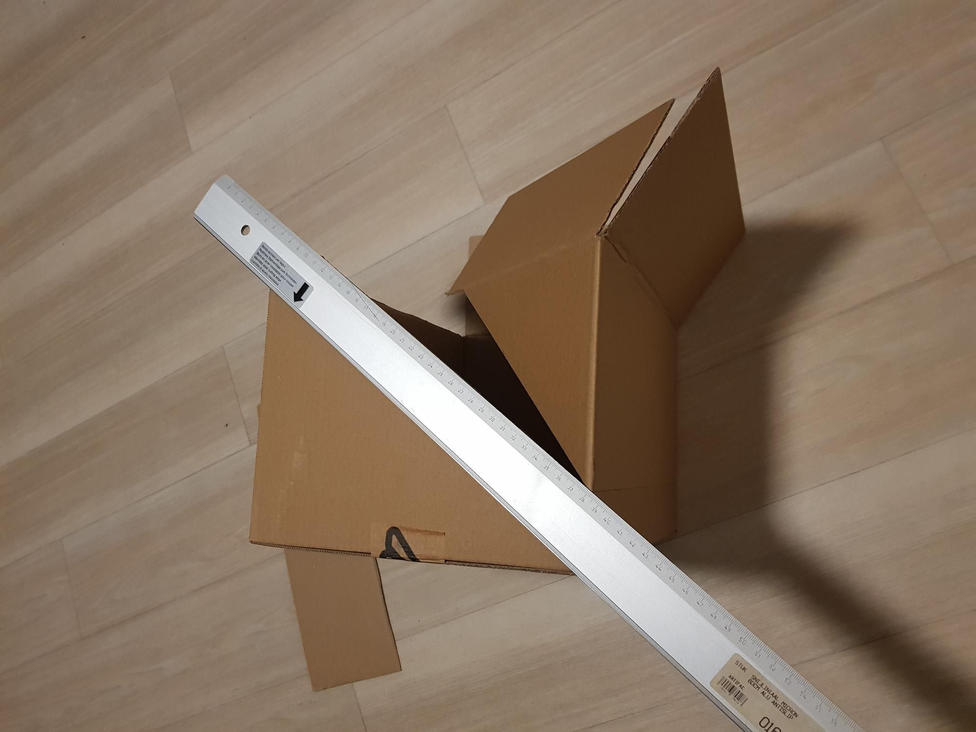 Tiered Display Stand From a Cardboard Box : 6 Steps (with Pictures ...