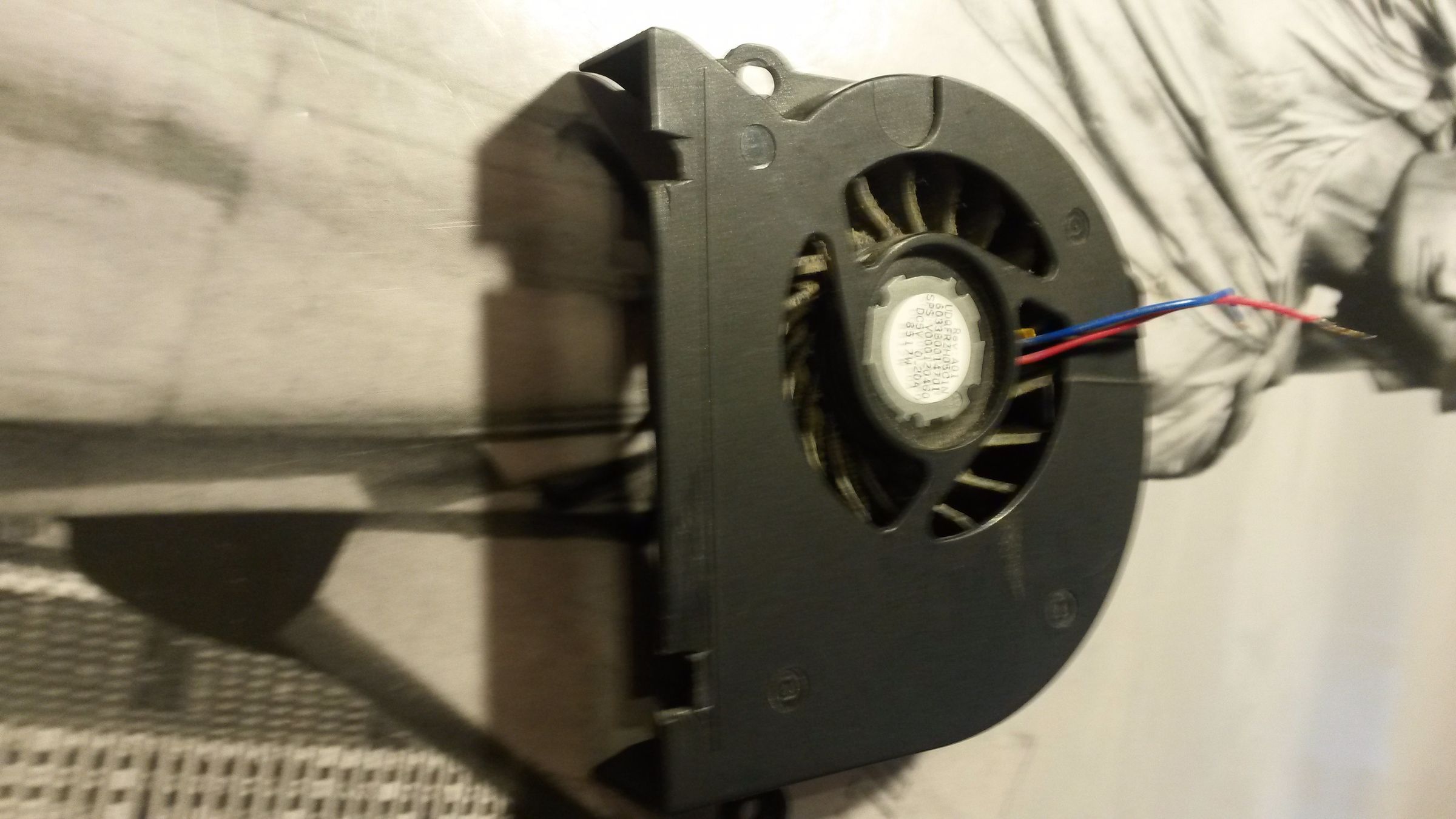 (laptop)Adapter Cooler : 6 Steps - Instructables