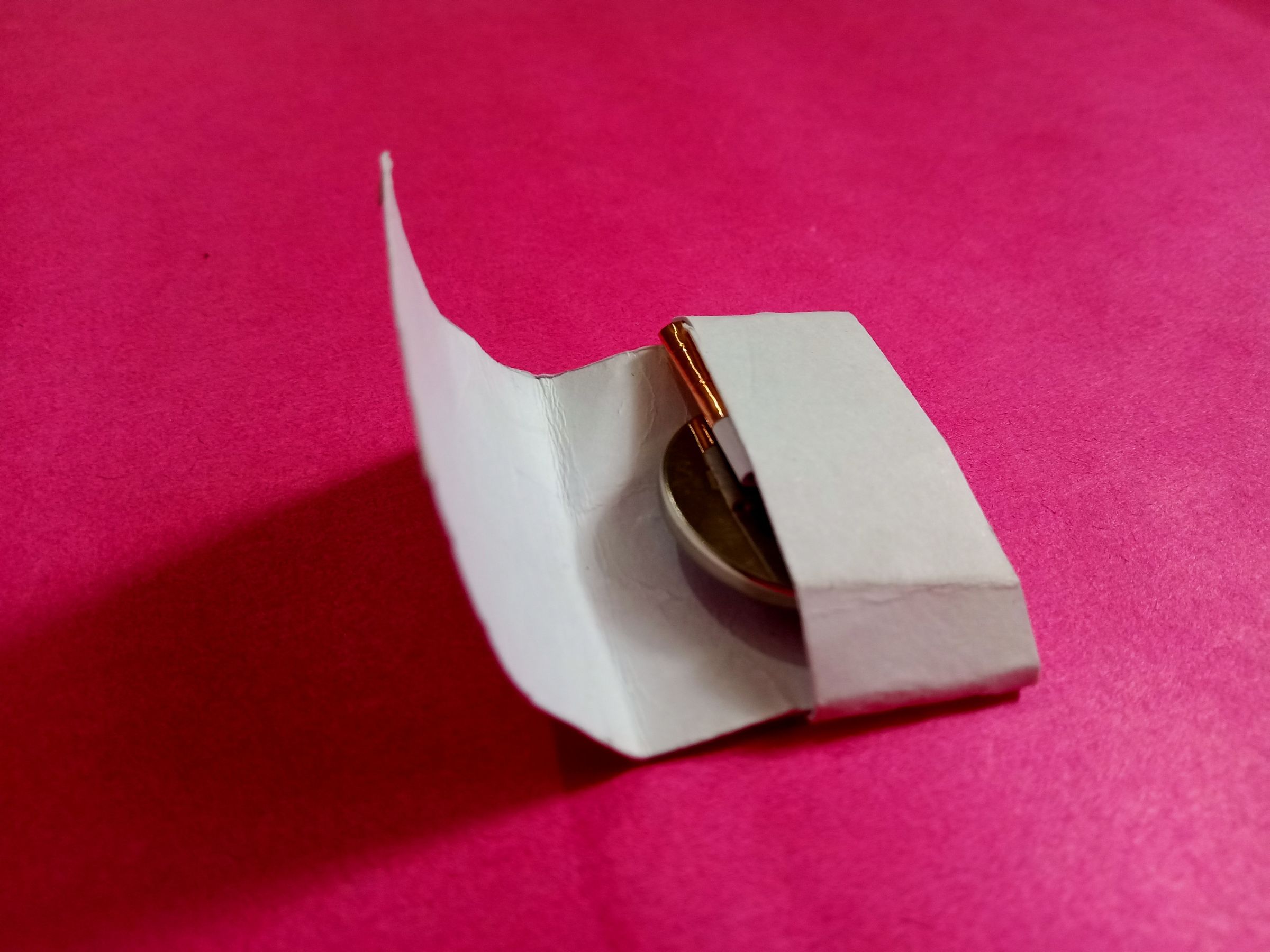 Easy Paper Battery Holder : 5 Steps - Instructables