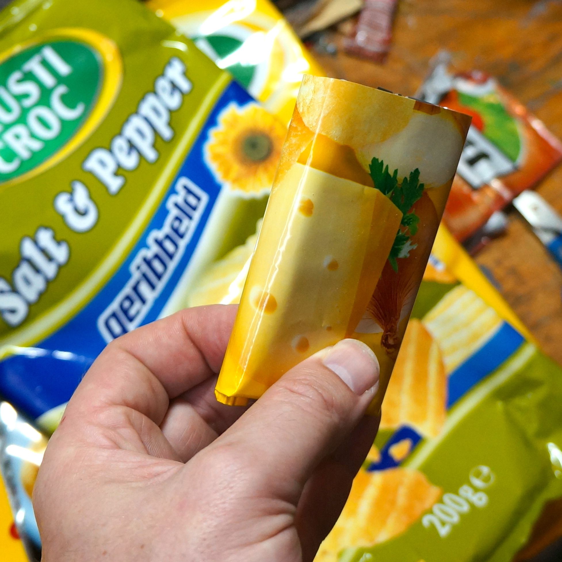 Chips Bag Wallet : 5 Steps (with Pictures) - Instructables