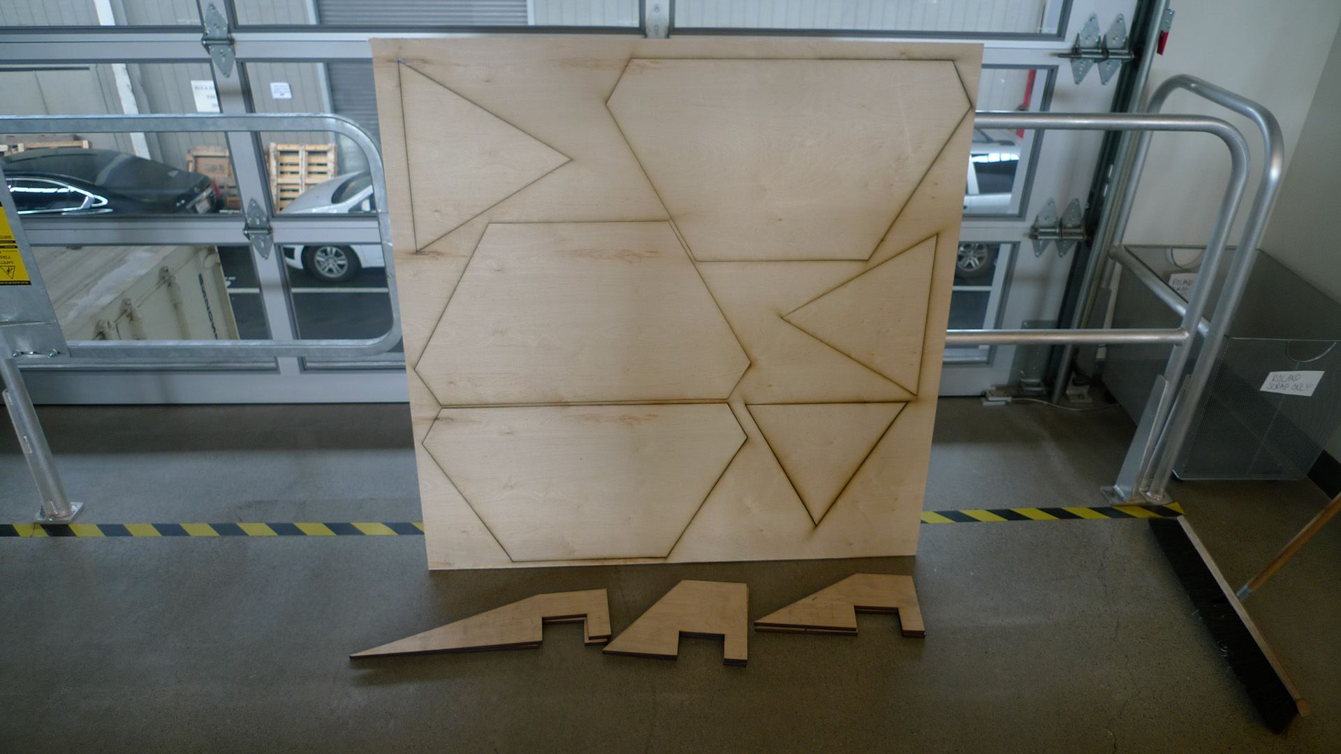 Tetra Table : 24 Steps (with Pictures) - Instructables