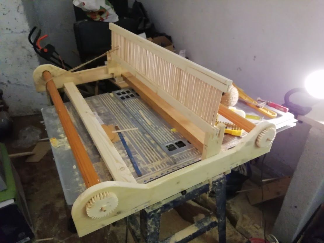 MAKING a RIGID HEDDLE LOOM : 5 Steps (with Pictures) - Instructables