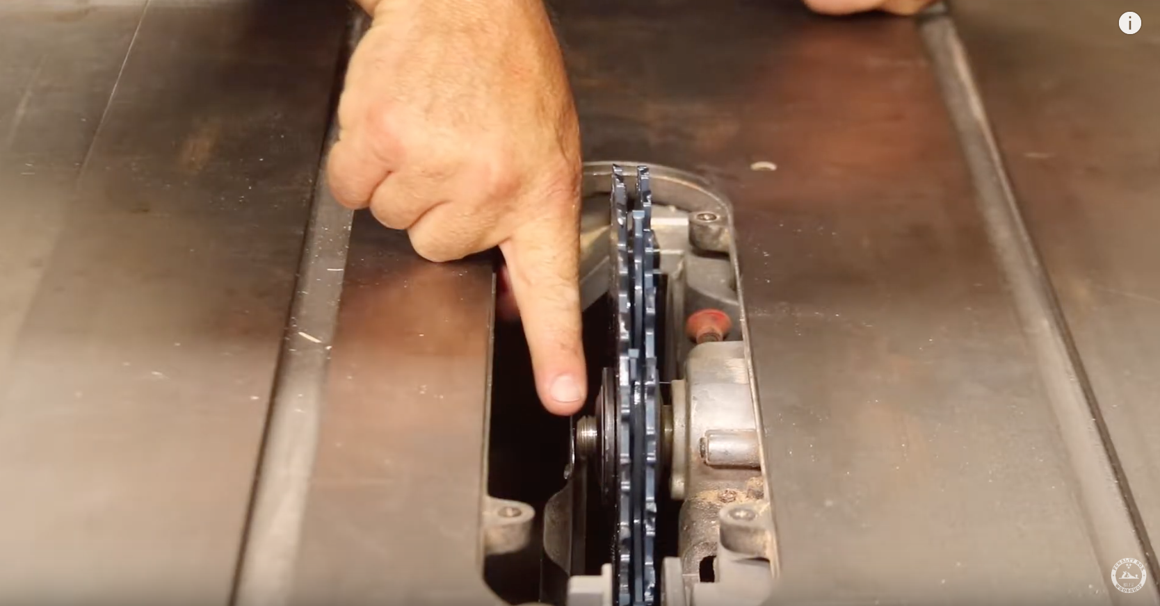 How to Install and Use a Dado Stack : 7 Steps (with Pictures ...