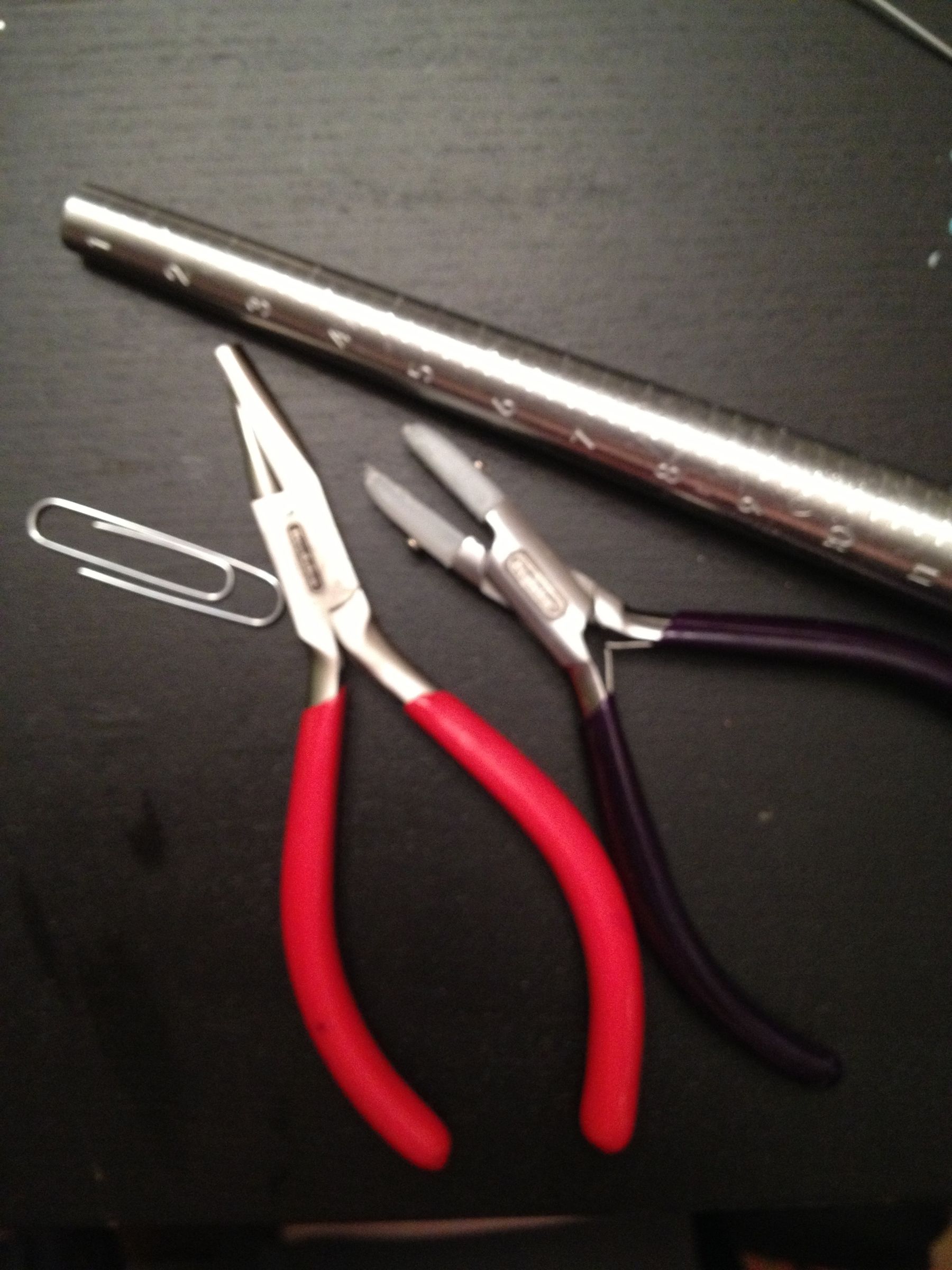 Swirly Paperclip Ring : 6 Steps (with Pictures) - Instructables