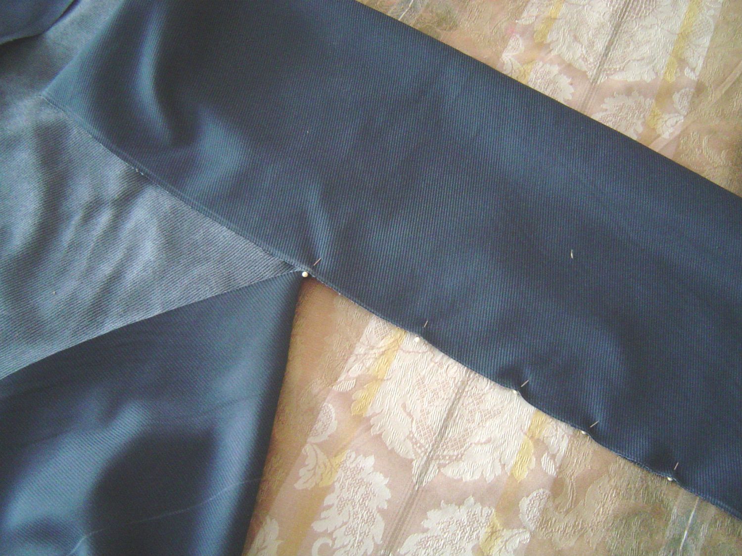 Blue Velvet Bog Coat : 19 Steps (with Pictures) - Instructables