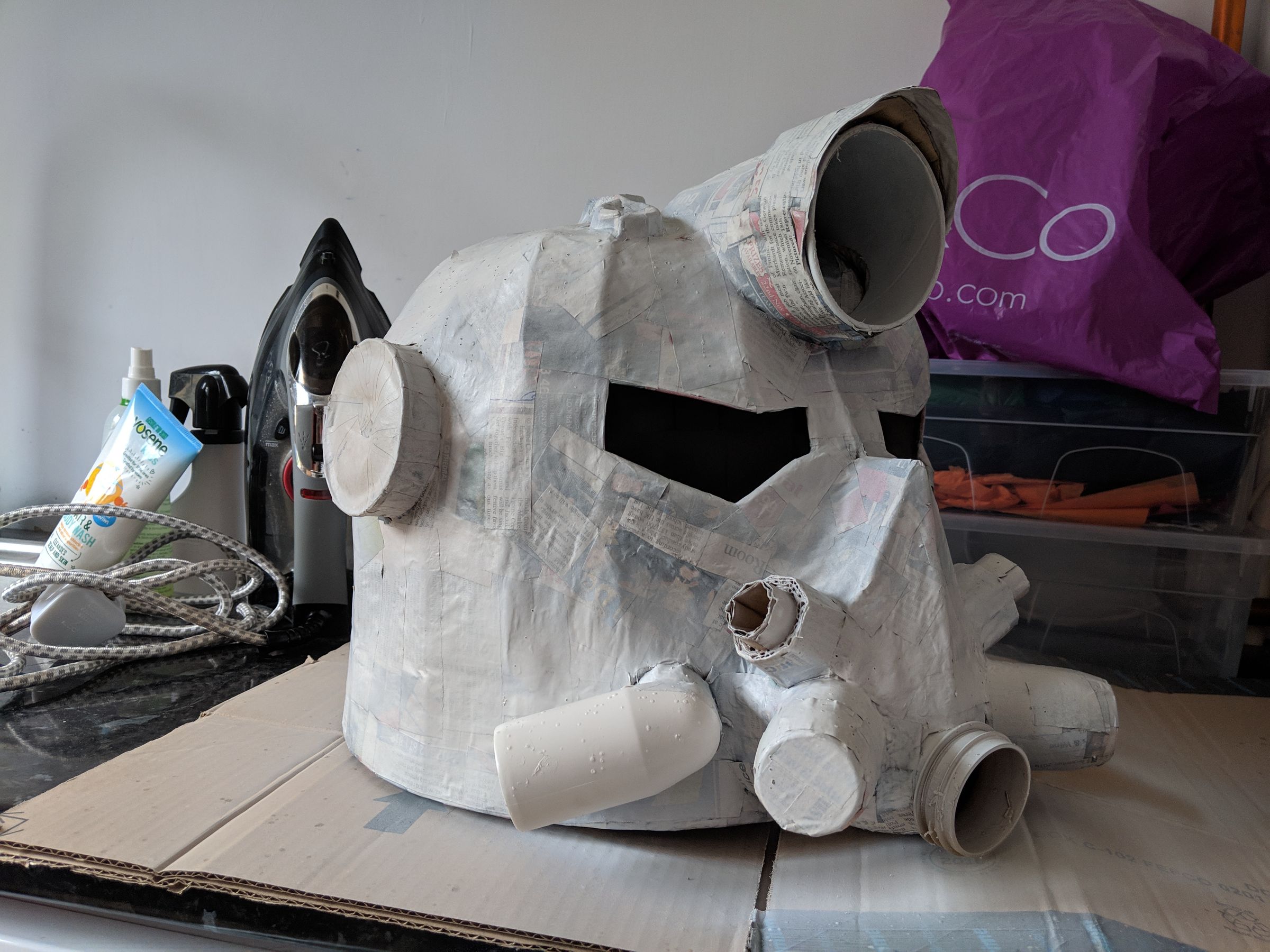 Recycled Power Armour Helmet : 19 Steps - Instructables