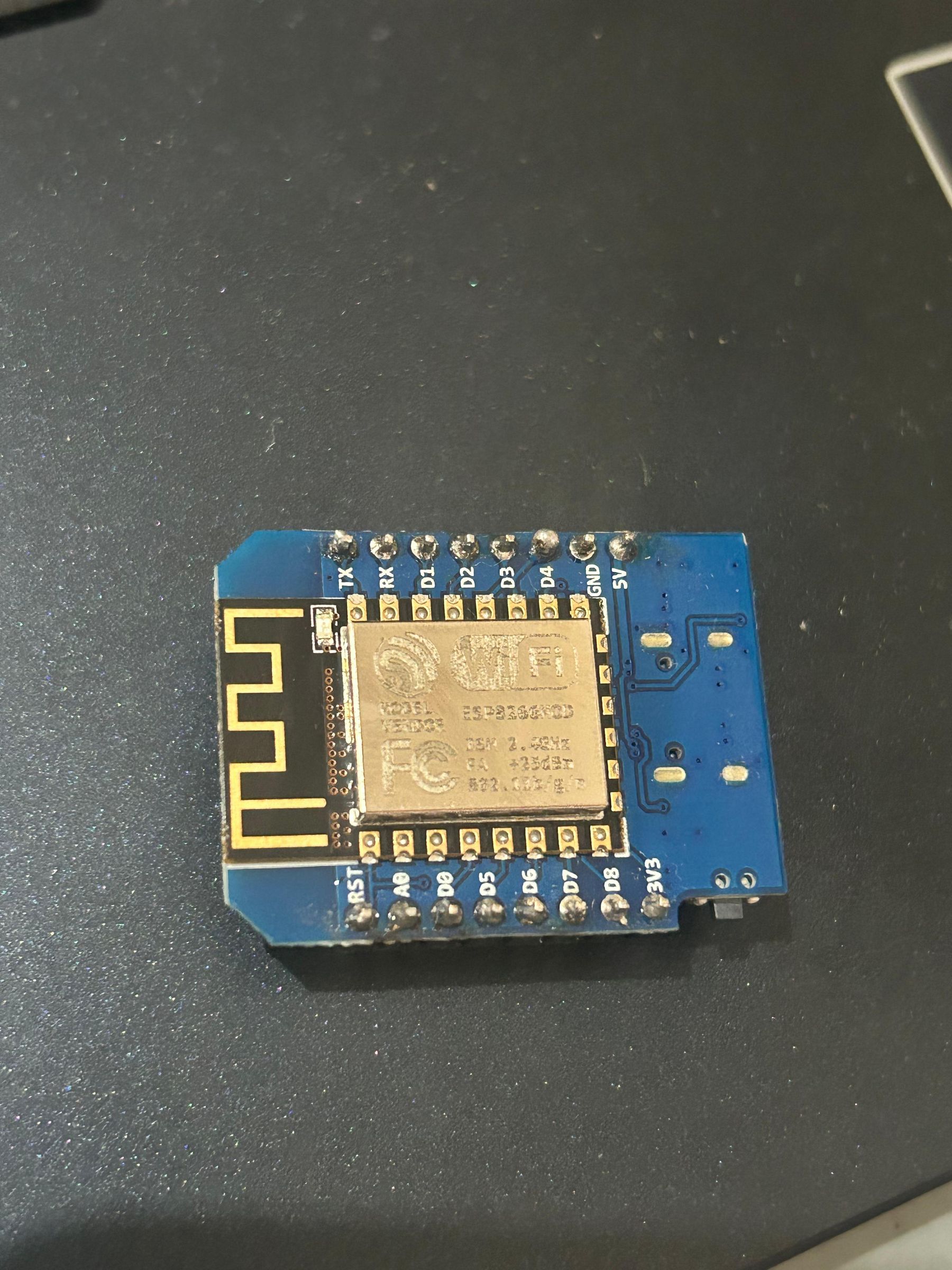 TUTORIAL RUNNING TEXT LED ! : 6 Steps - Instructables