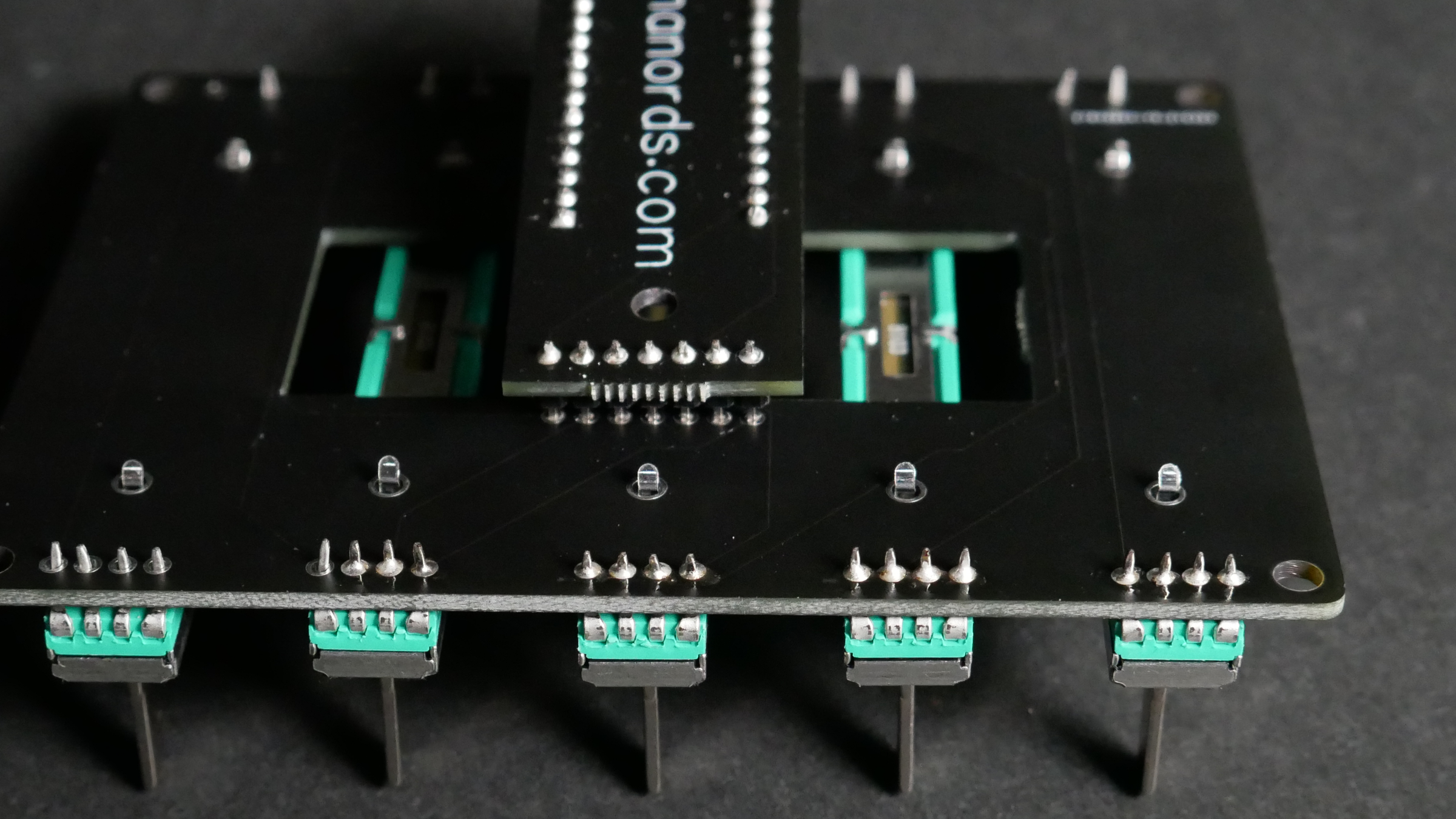 Deej - a Physical Volume Mixer : 10 Steps (with Pictures) - Instructables