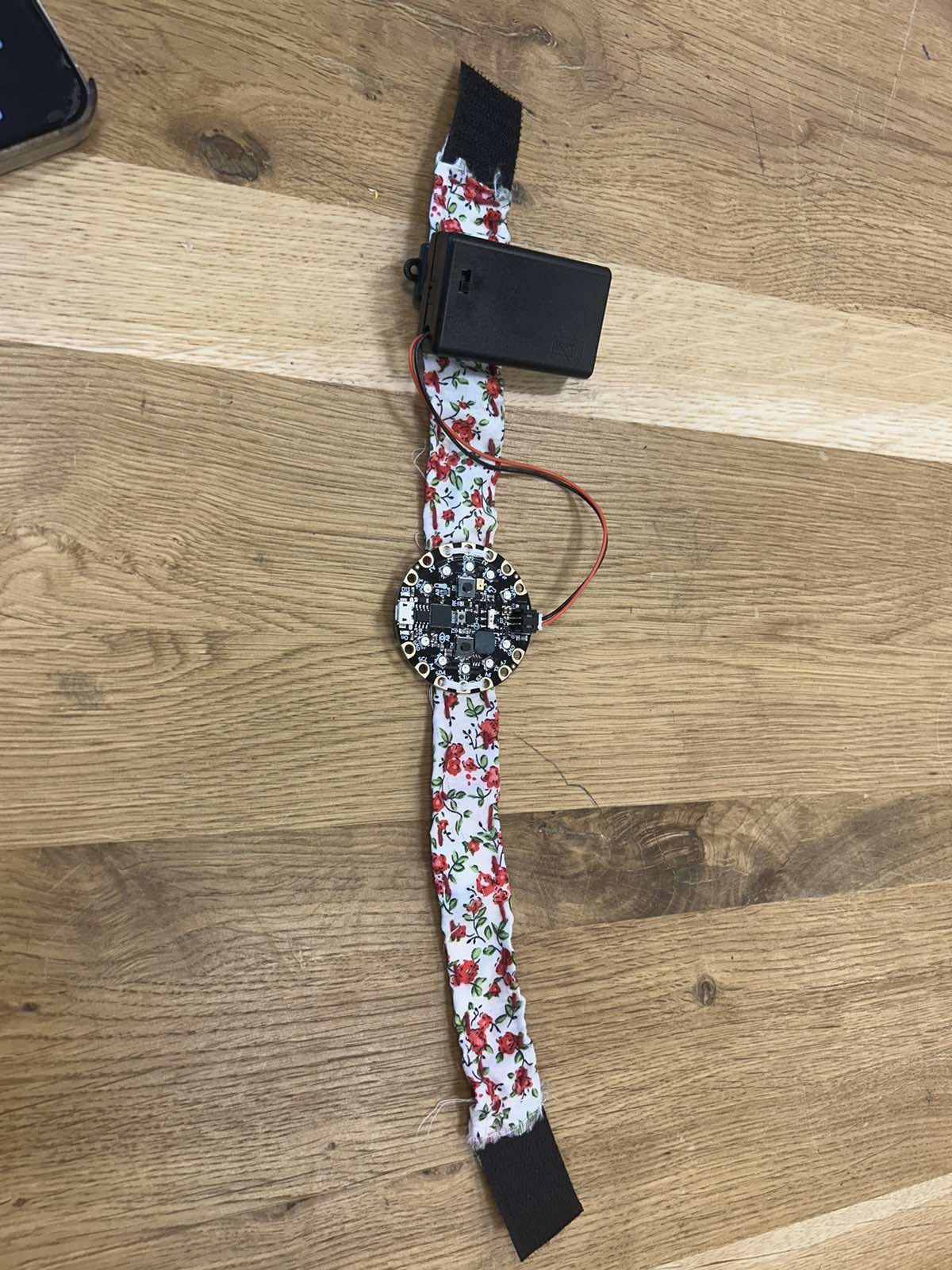 Wearable Light-Up Collar : 6 Steps - Instructables