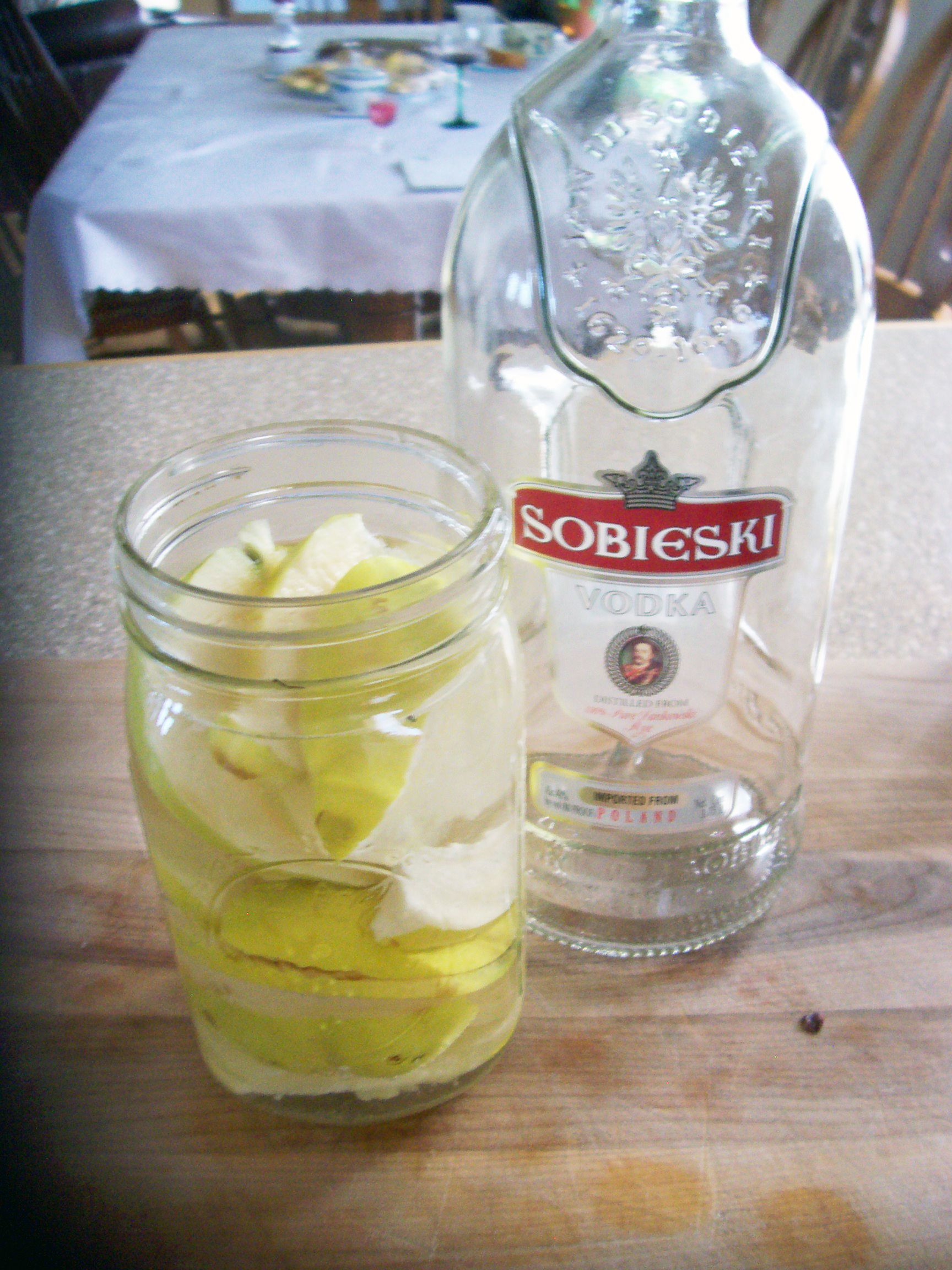 Homemade Quince Liqueur : 8 Steps (with Pictures) - Instructables