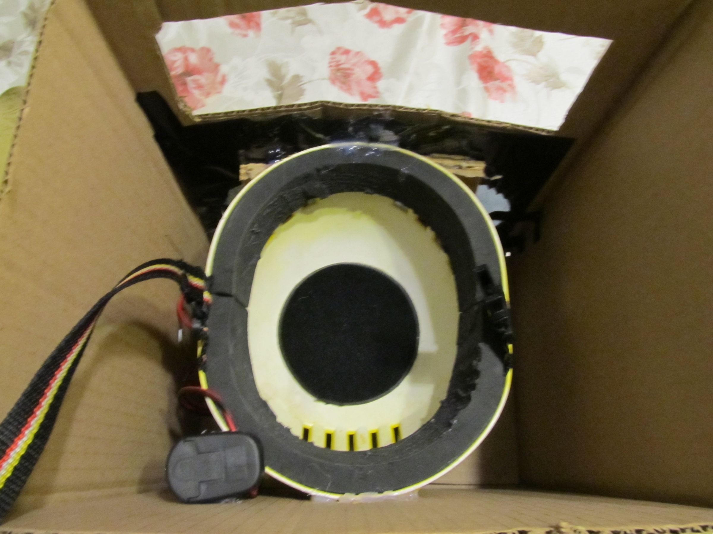 LMFAO Robot/Shufflebot Head : 4 Steps - Instructables