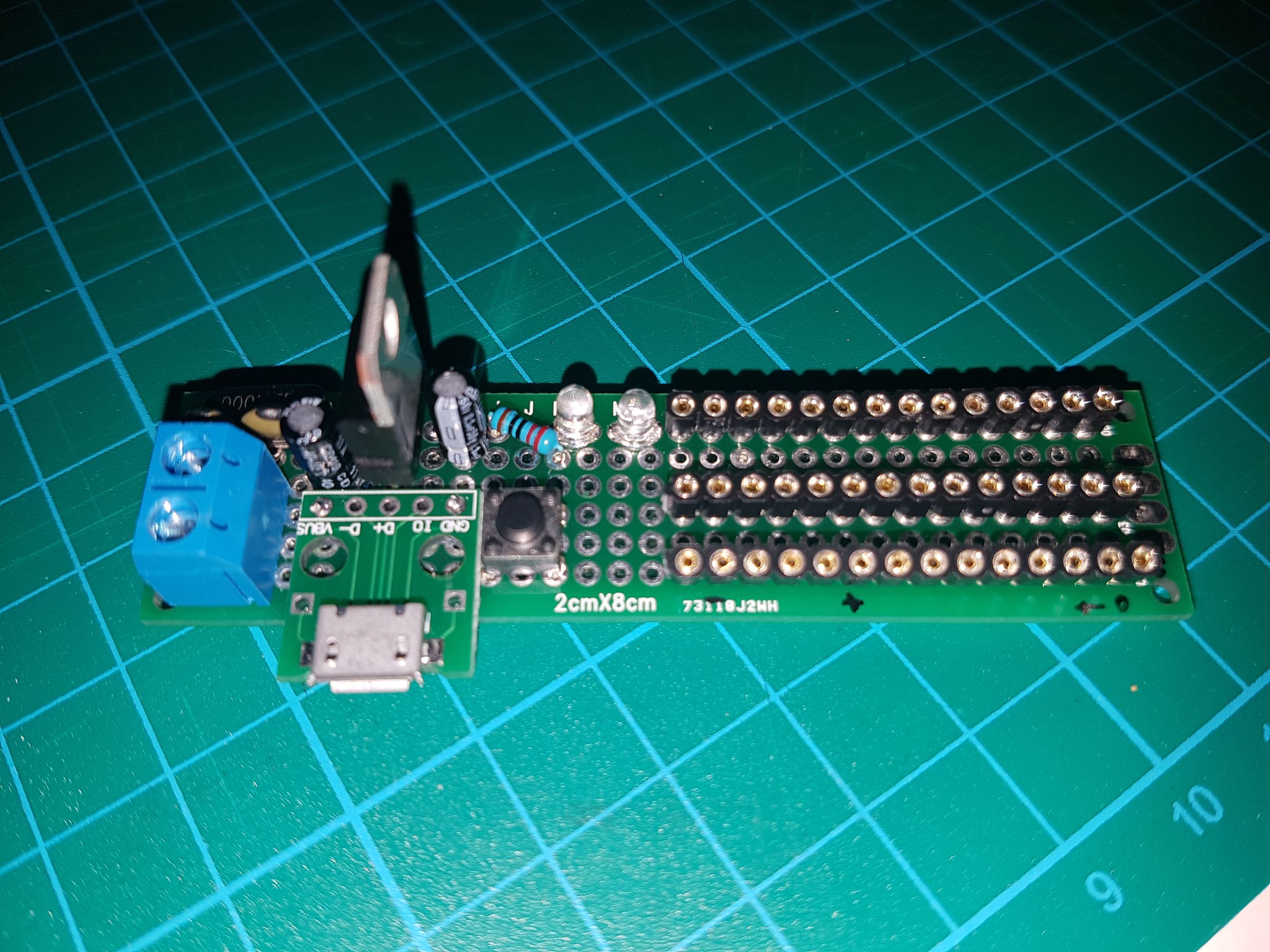 One More Small Footprint Barebone Arduino : 4 Steps (with Pictures ...