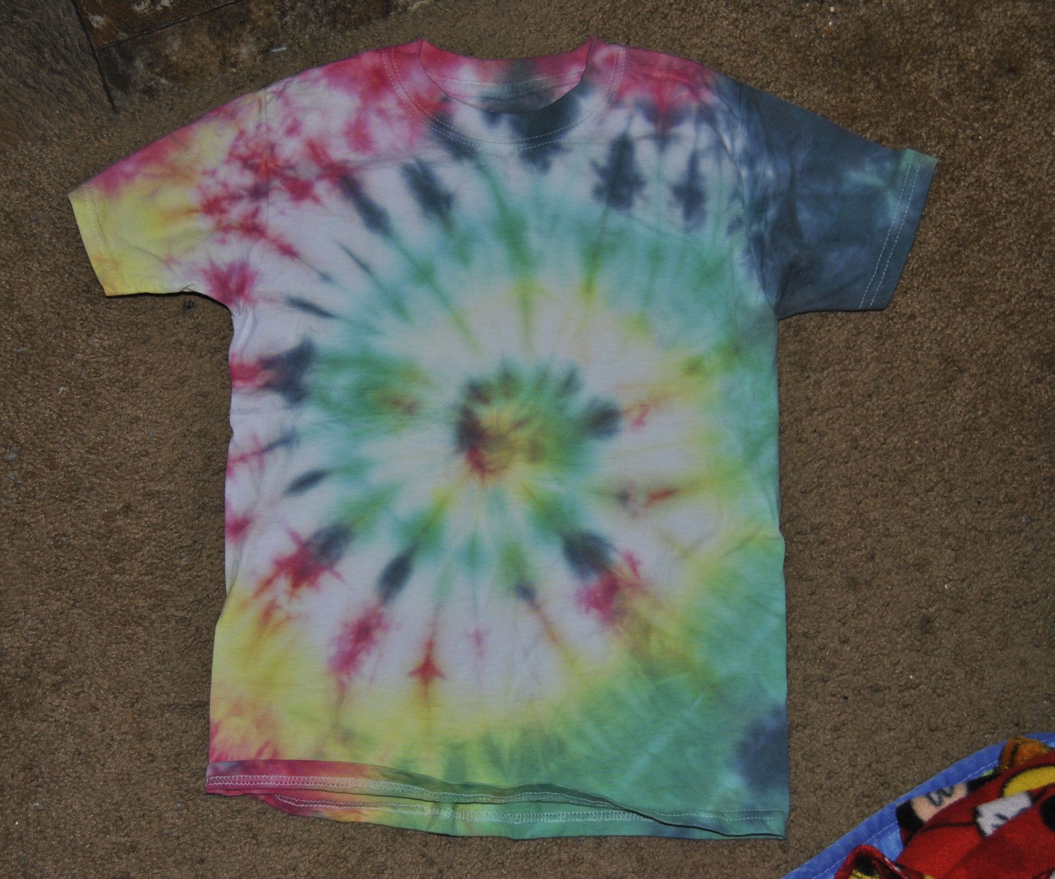 Beginners Guide to Tye Dyeing : 6 Steps (with Pictures) - Instructables