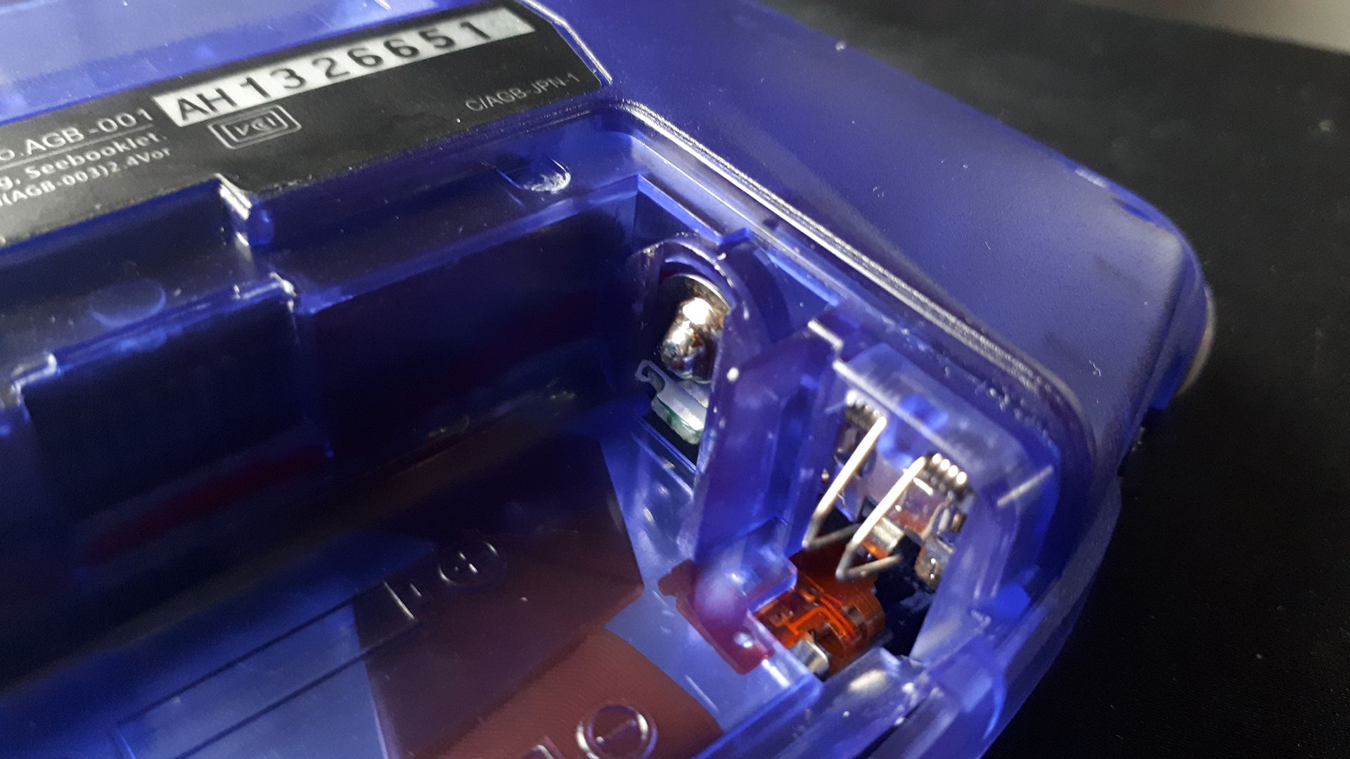 Game Boy Advance Rechargeable Battery Mod : 6 Steps - Instructables