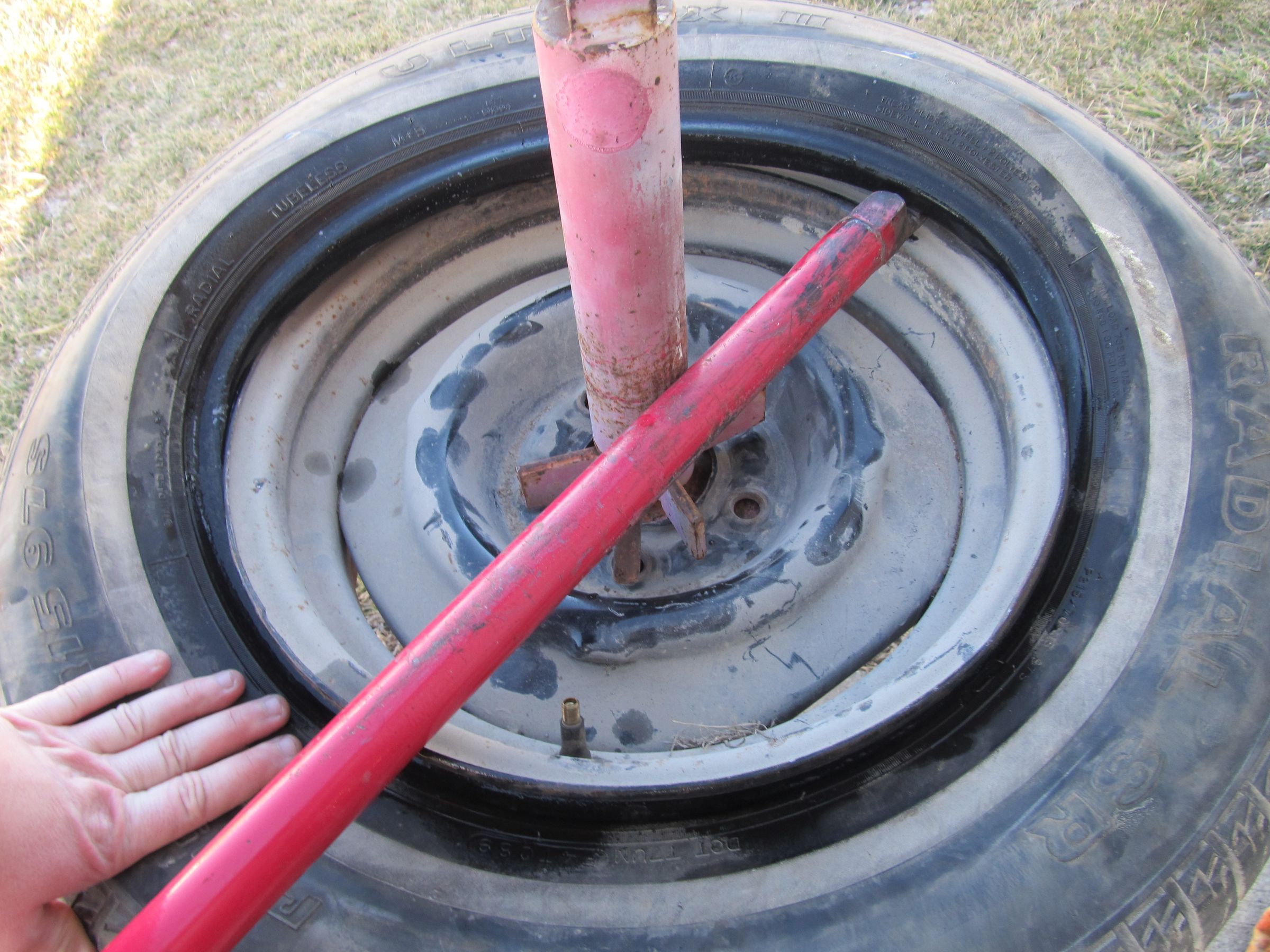 How to Use a Tire Changer. : 6 Steps - Instructables