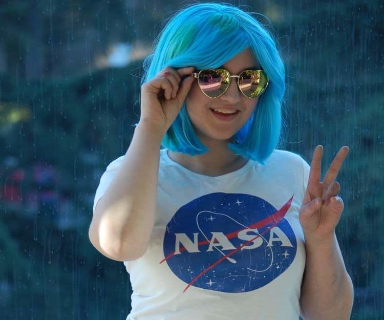 Earth Chan Cosplay : 6 Steps (with Pictures) - Instructables
