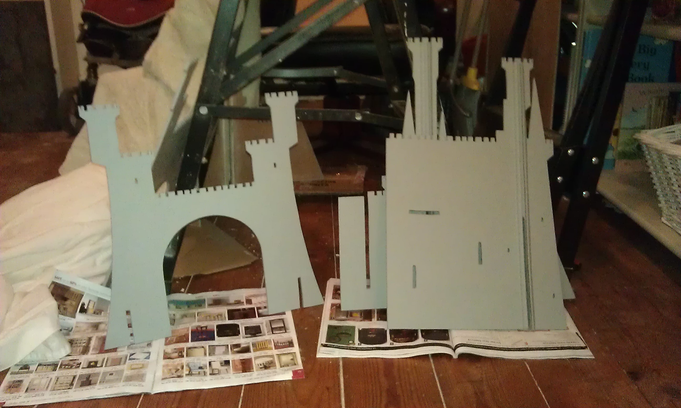 Fairy Castle ( Collapsible Dolls House ) : 6 Steps (with Pictures ...