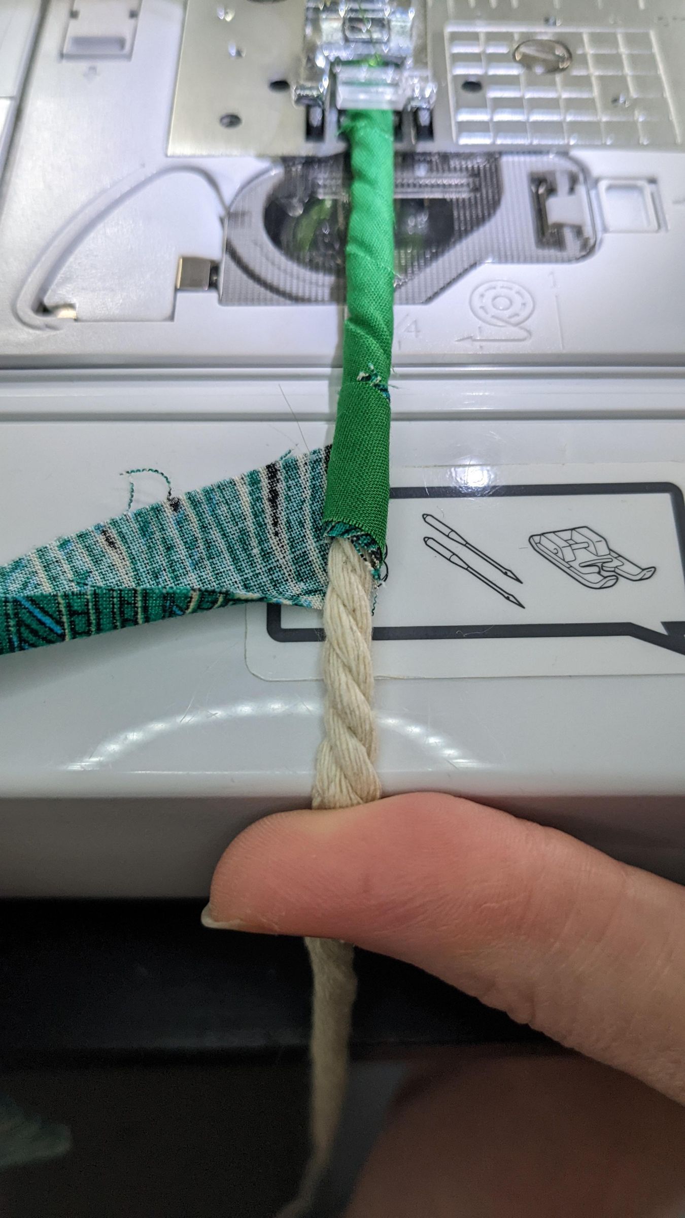 Scrap Fabric Rope Bag : 13 Steps (with Pictures) - Instructables