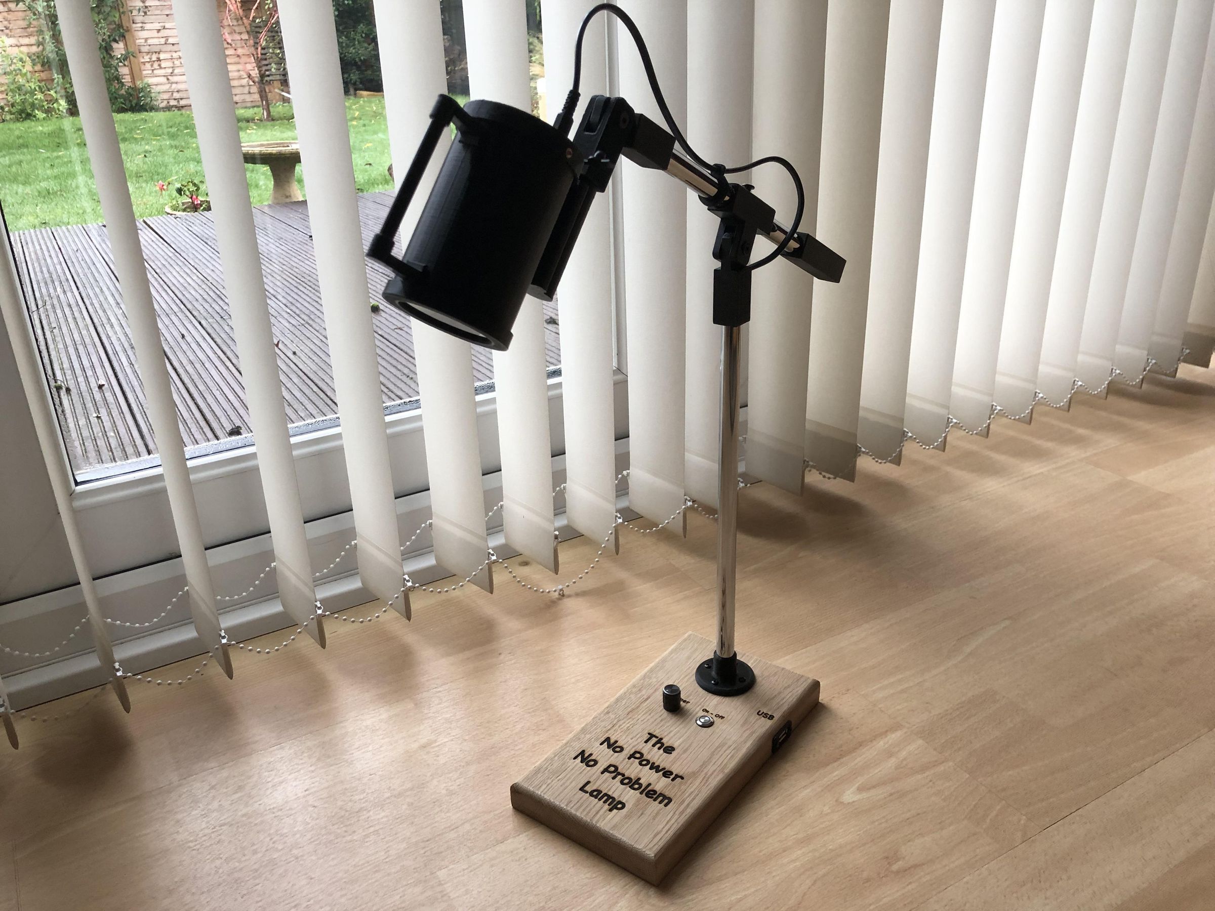 Retro No Power No Problem Desk Light. : 5 Steps (with Pictures ...