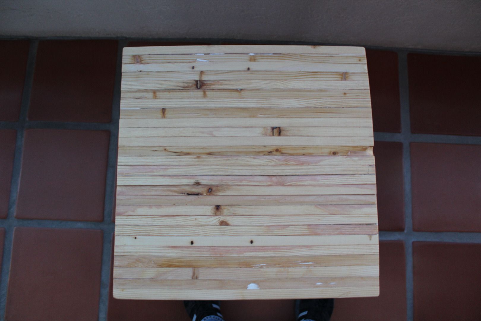 Modern/Industrial Pallet Table - Instructables