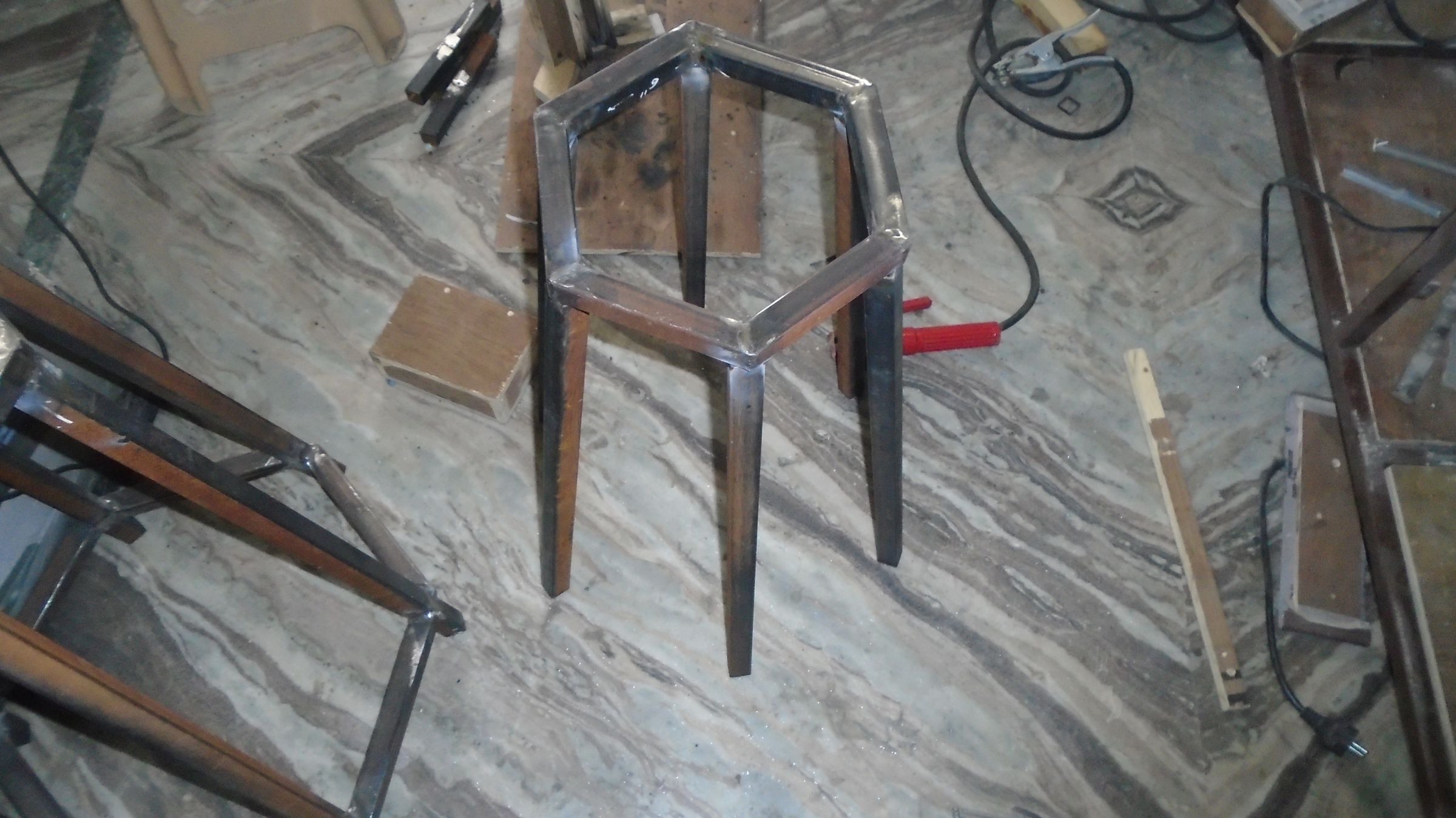 Hexagon Inlayed Shop Stool Build : 10 Steps (with Pictures) - Instructables