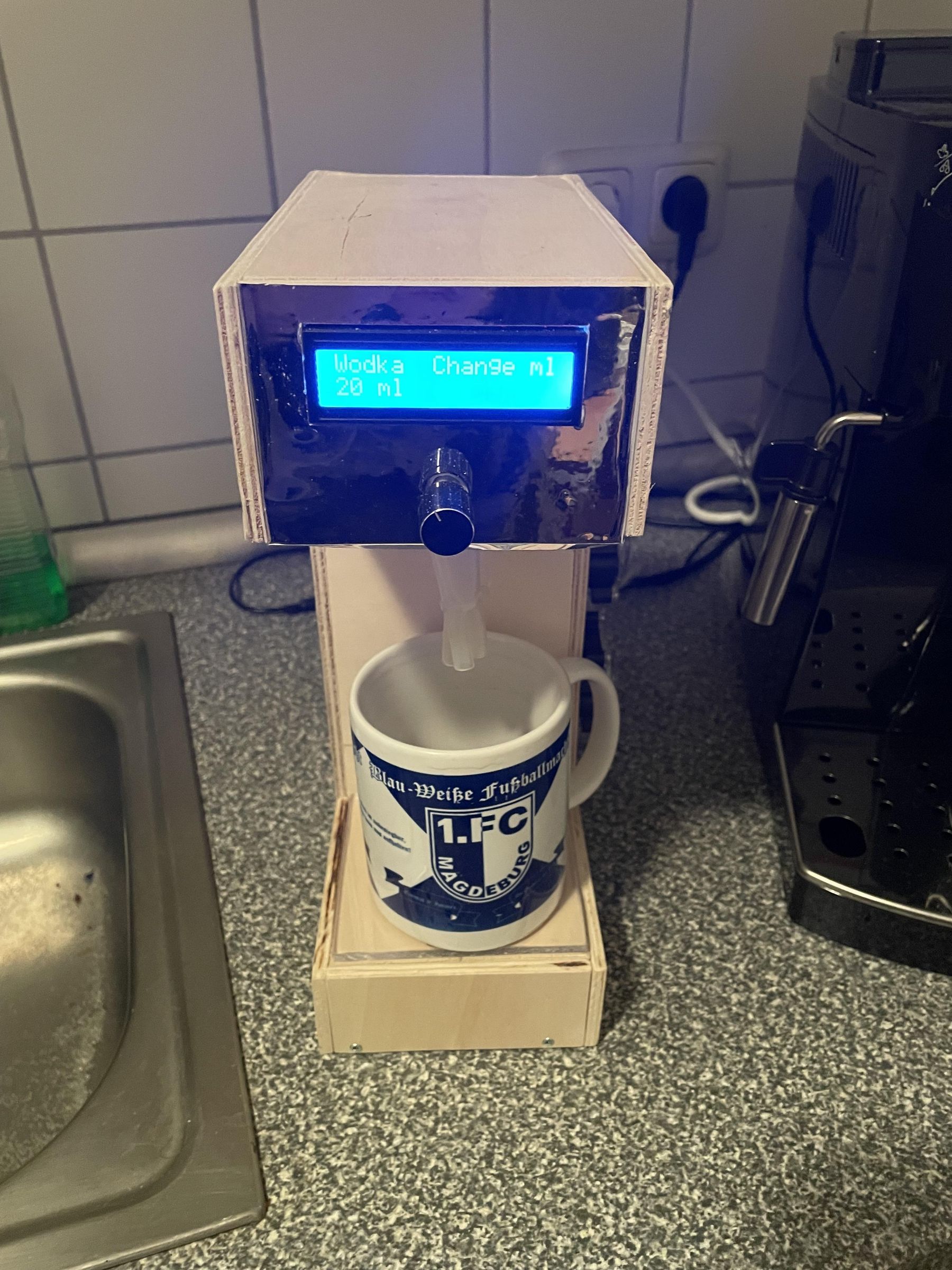Make Your Own Crude Cocktail Machine : 5 Steps (with Pictures ...