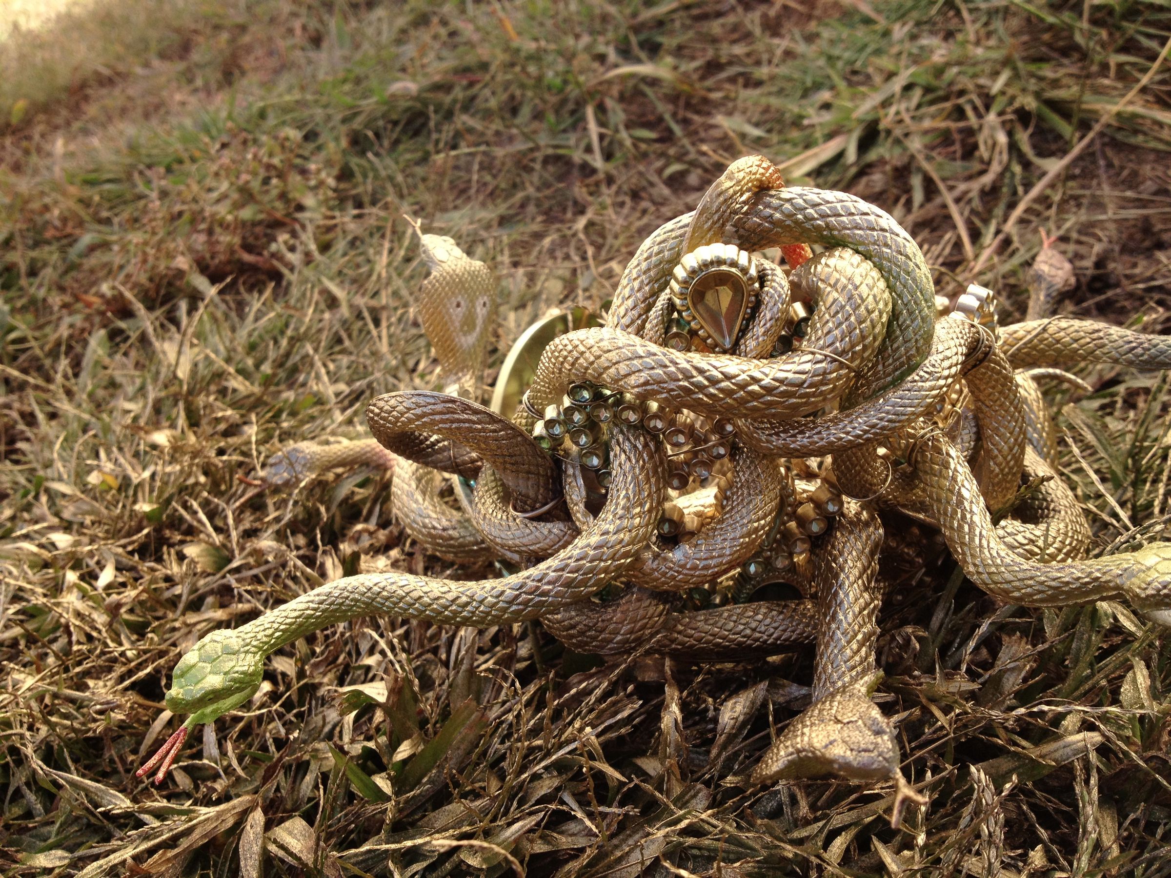 Medusa Crown : 6 Steps (with Pictures) - Instructables