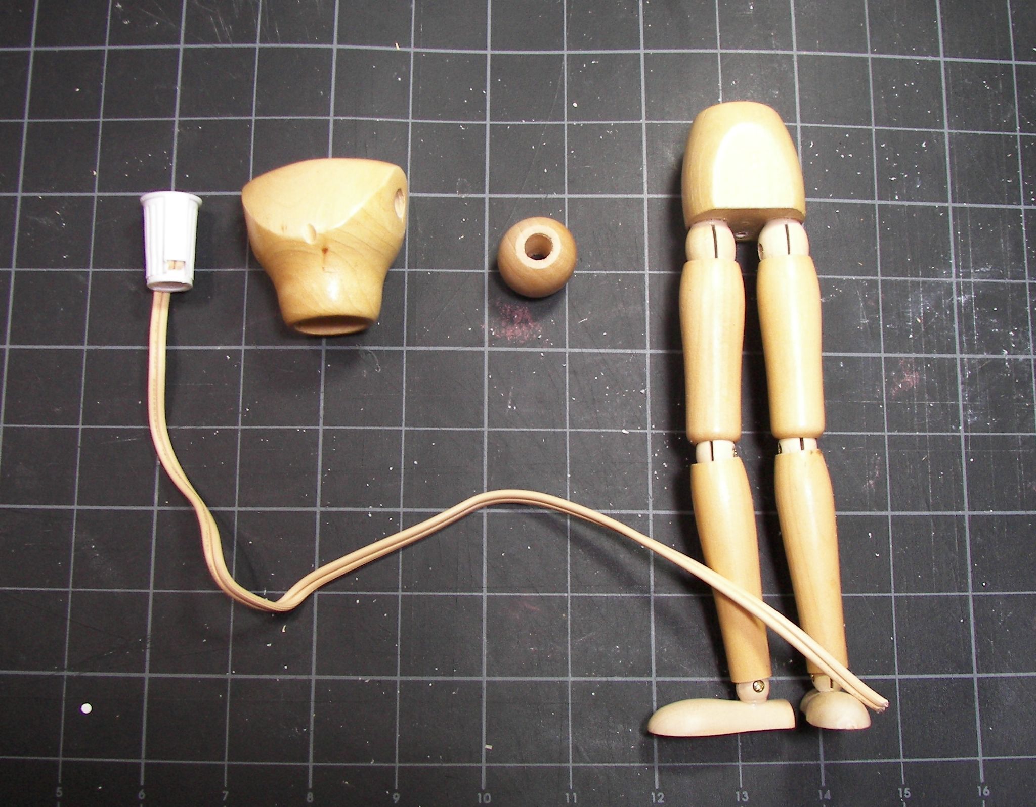 Wood Manikin Figure Lamp With IPad - a DIY Tutorial : 10 Steps (with ...