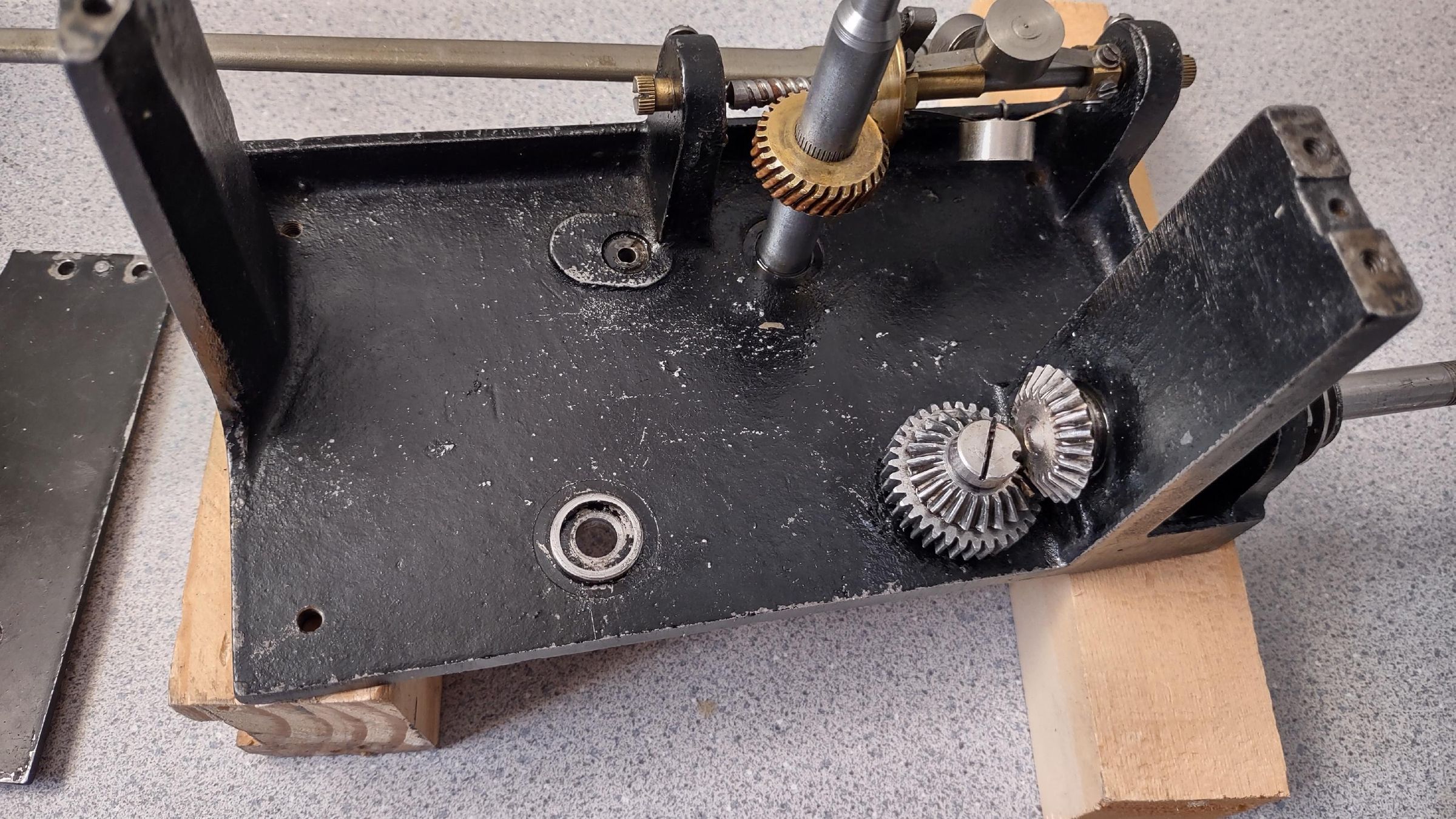 Antique Phonograph Spring Motor Restoration Using 3D Printed Parts : 4 ...