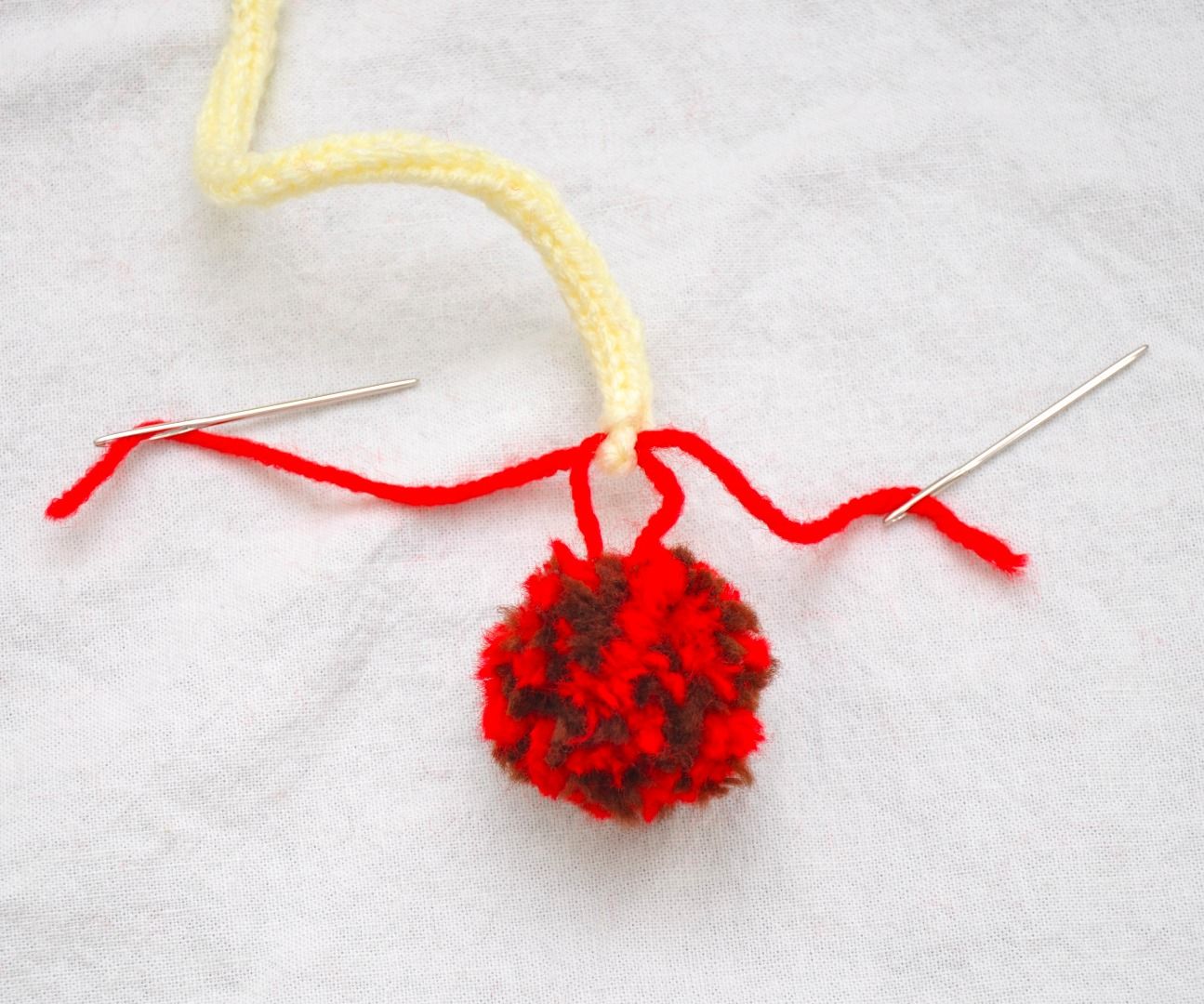 Spaghetti and Meatball Knit Scarf : 9 Steps (with Pictures) - Instructables