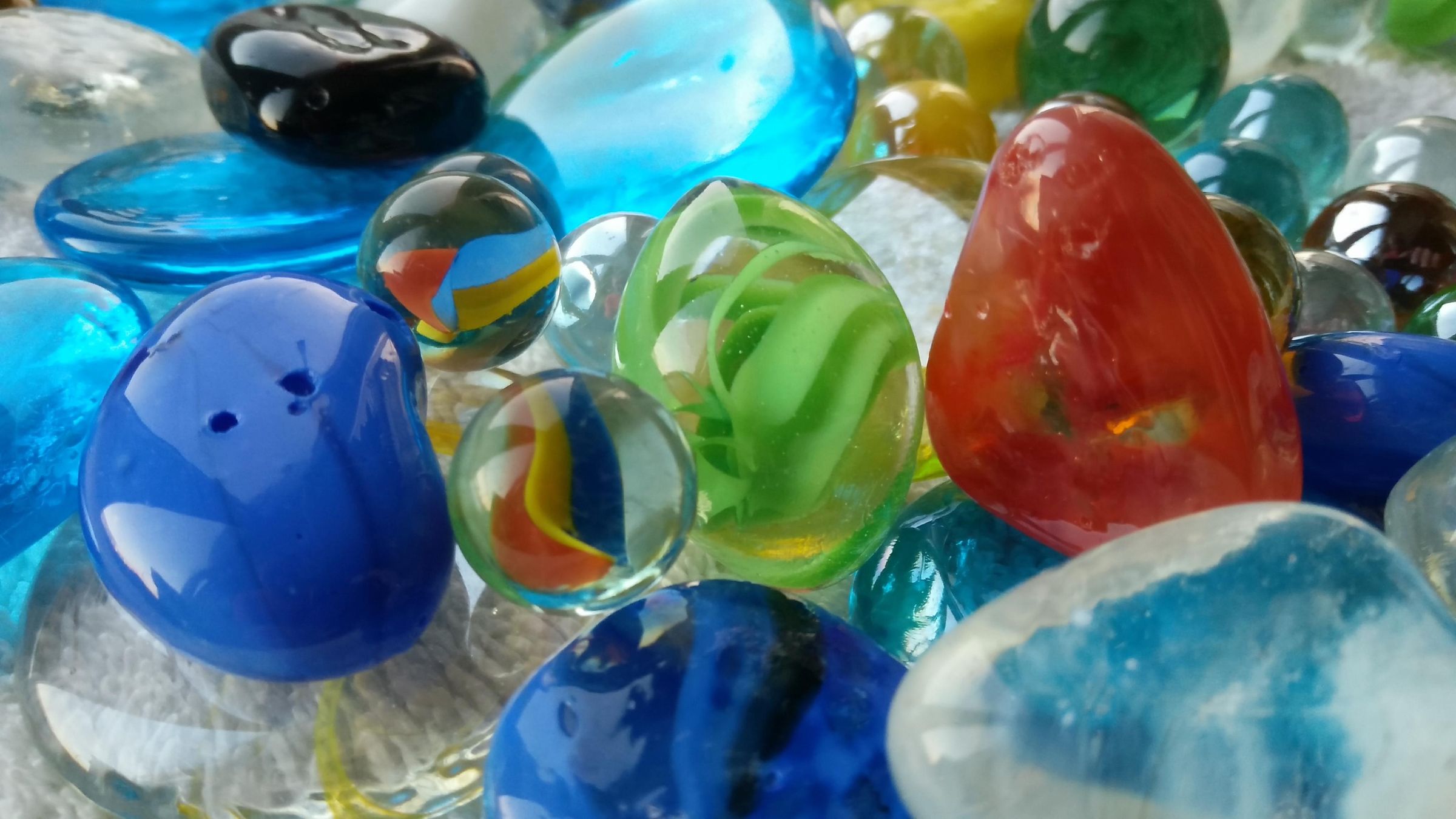 Multicolored Glass LED Chandelier : 14 Steps (with Pictures ...
