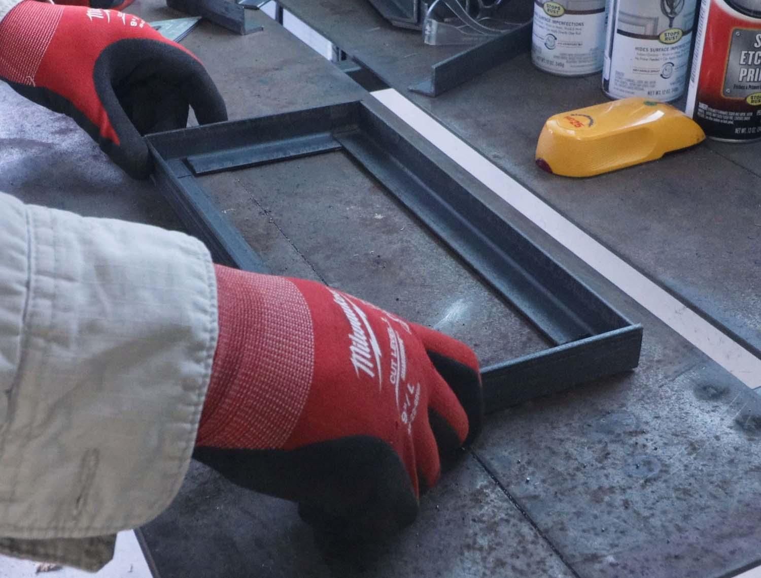 Wall-Mount Shelf for Flux-Core Welding Machine : 10 Steps (with ...