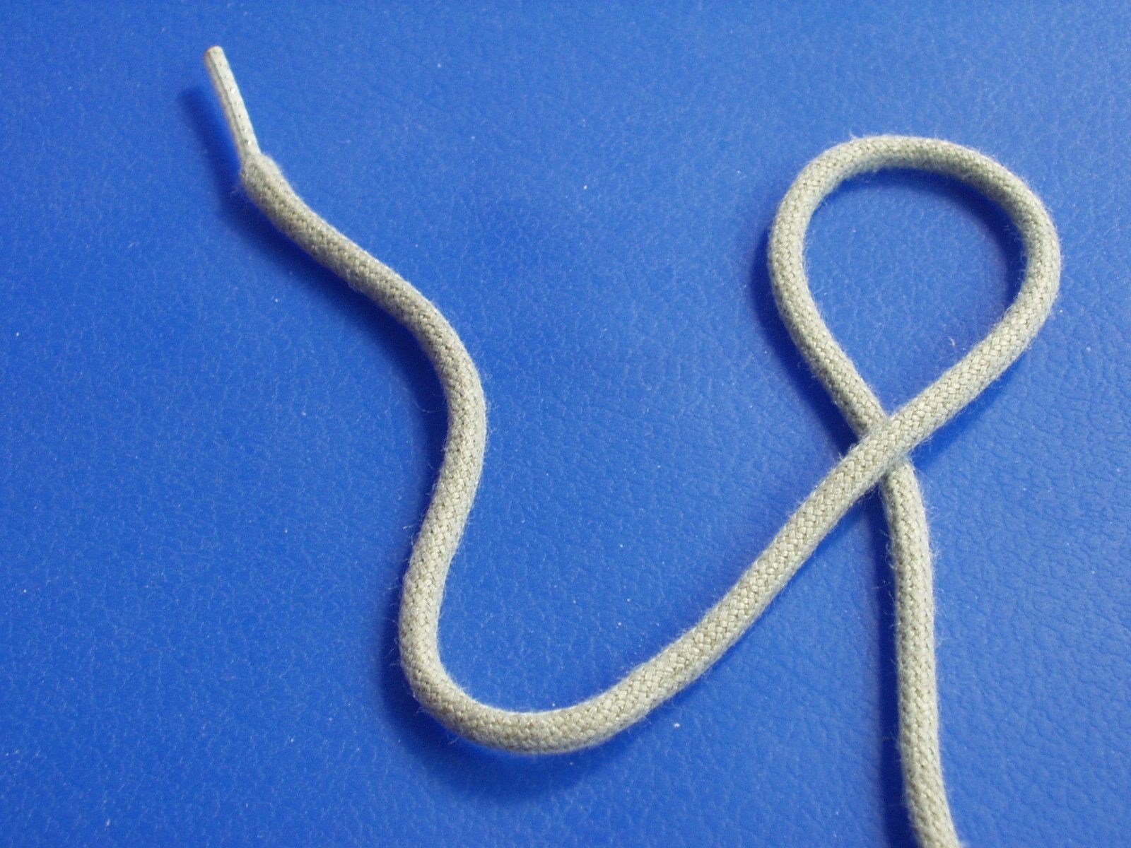 Slide and Lock Loop : 6 Steps - Instructables