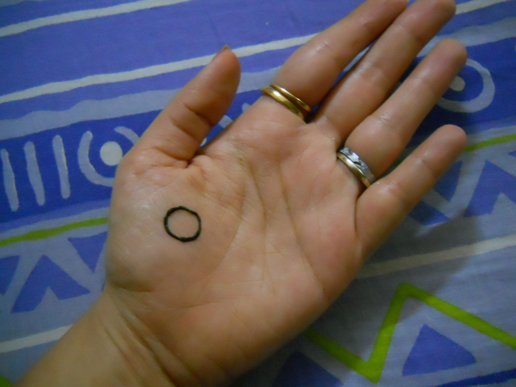 How to Do Henna Design for Beginners : 4 Steps - Instructables