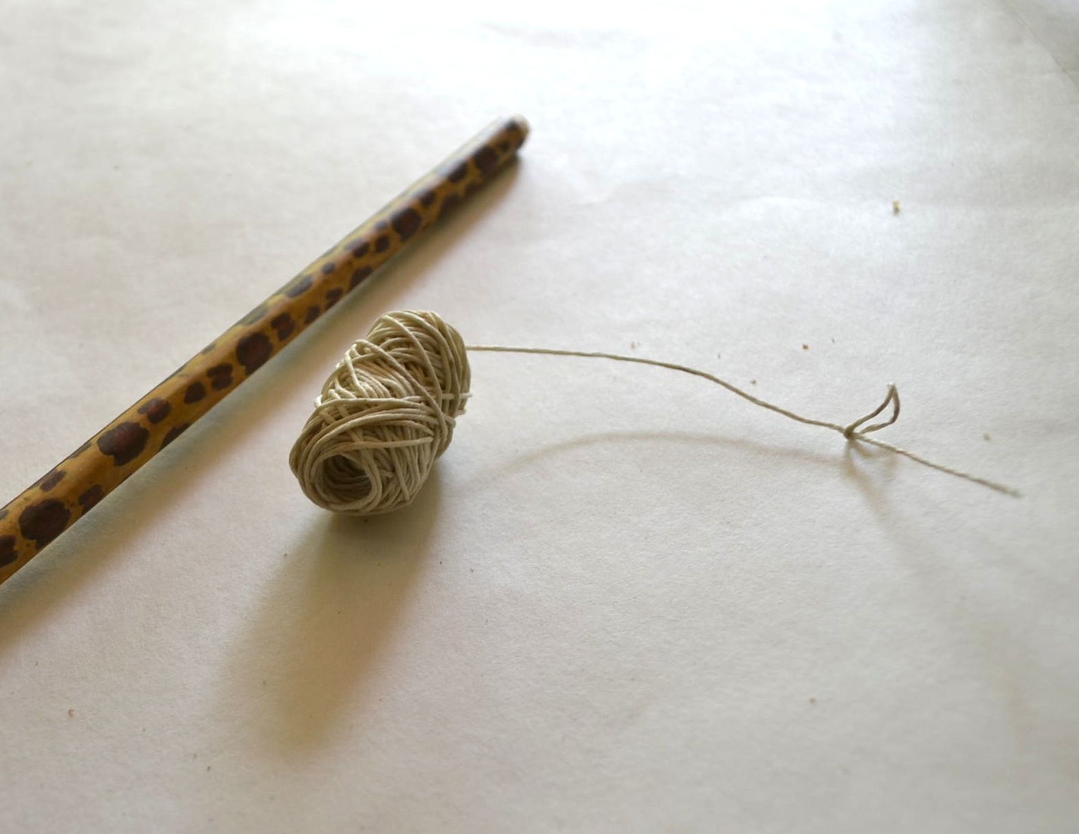 WAX YOUR OWN THREAD : 9 Steps - Instructables