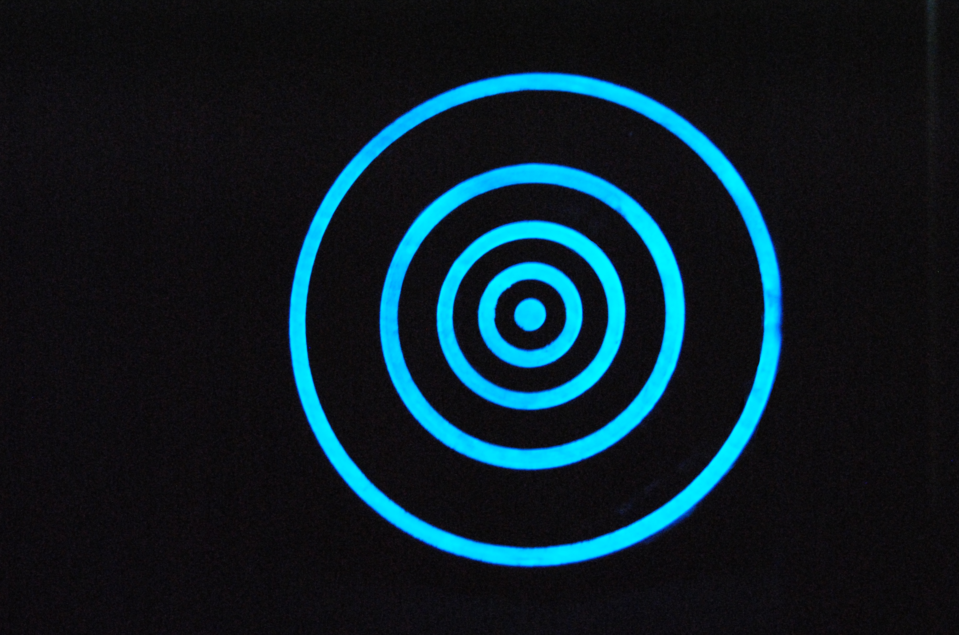 How to Make a Tron Data Disc (with Pictures) - Instructables