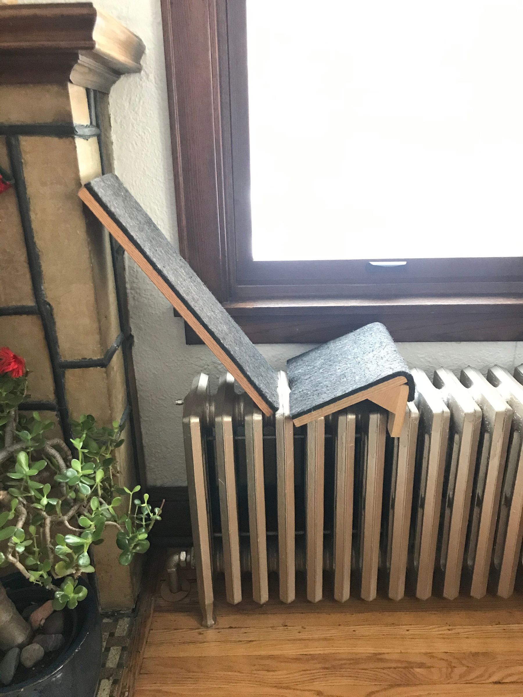 Cozy Felt Radiator Chair : 5 Steps - Instructables