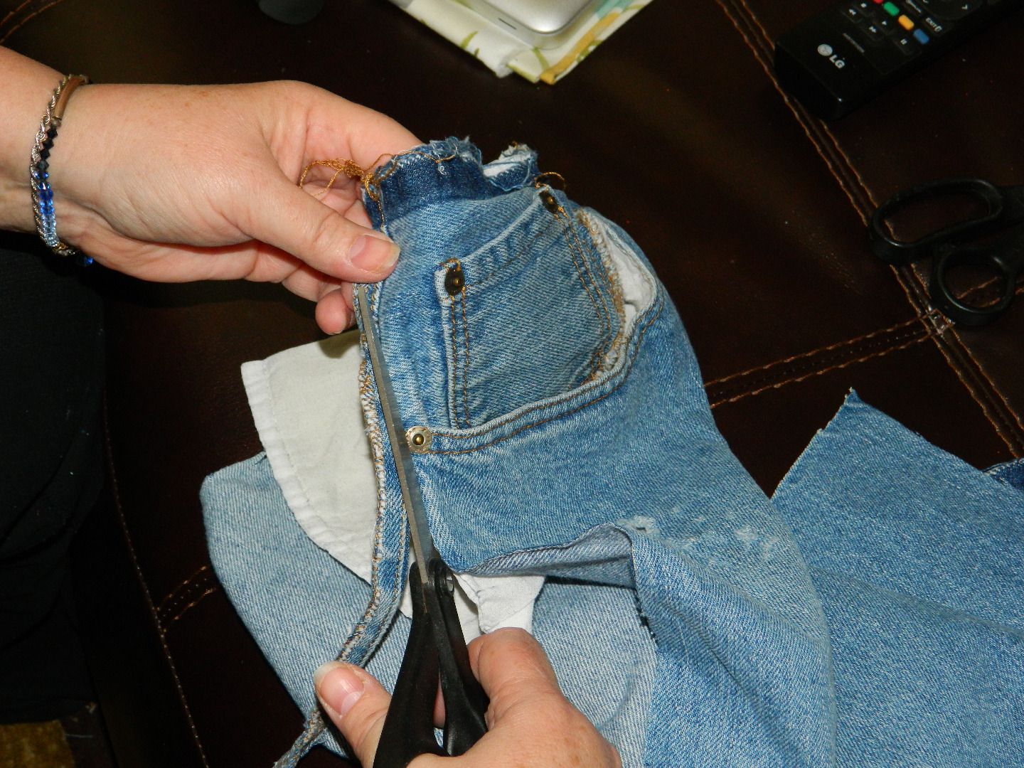 Deconstructing a Pair of Jeans With the Least Amount of Waste : 13 ...
