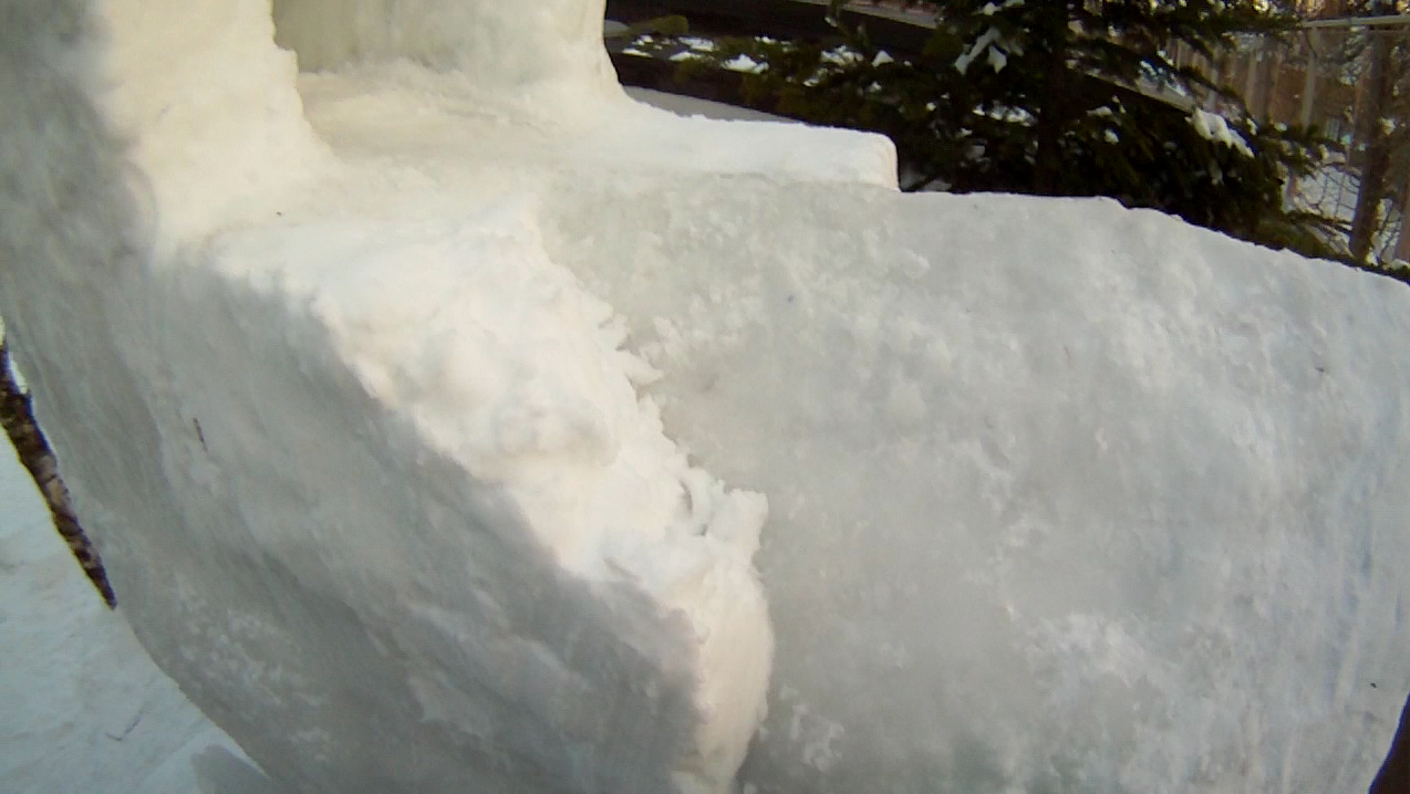How to Make the Massive 3 Floor Snow Fort. : 9 Steps (with Pictures ...