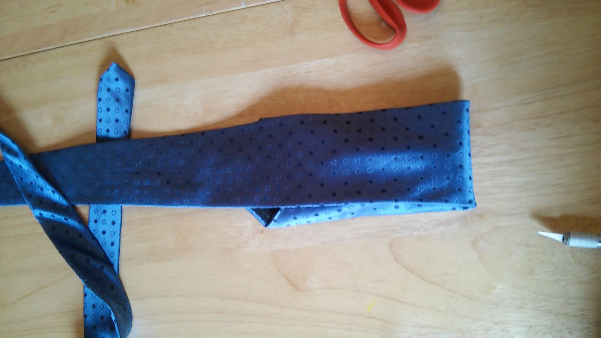 DIY Wallet With Old Ties : 8 Steps (with Pictures) - Instructables
