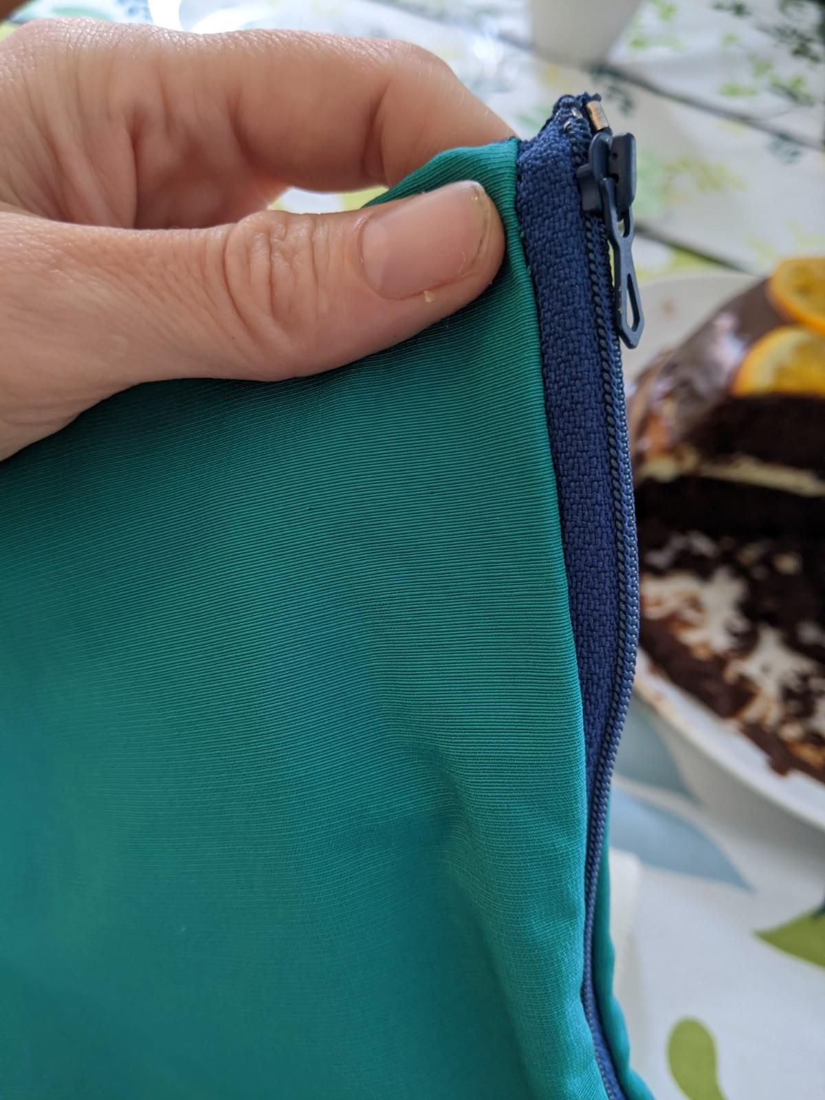 Upcycled Fabric Backgammon Board : 10 Steps (with Pictures) - Instructables