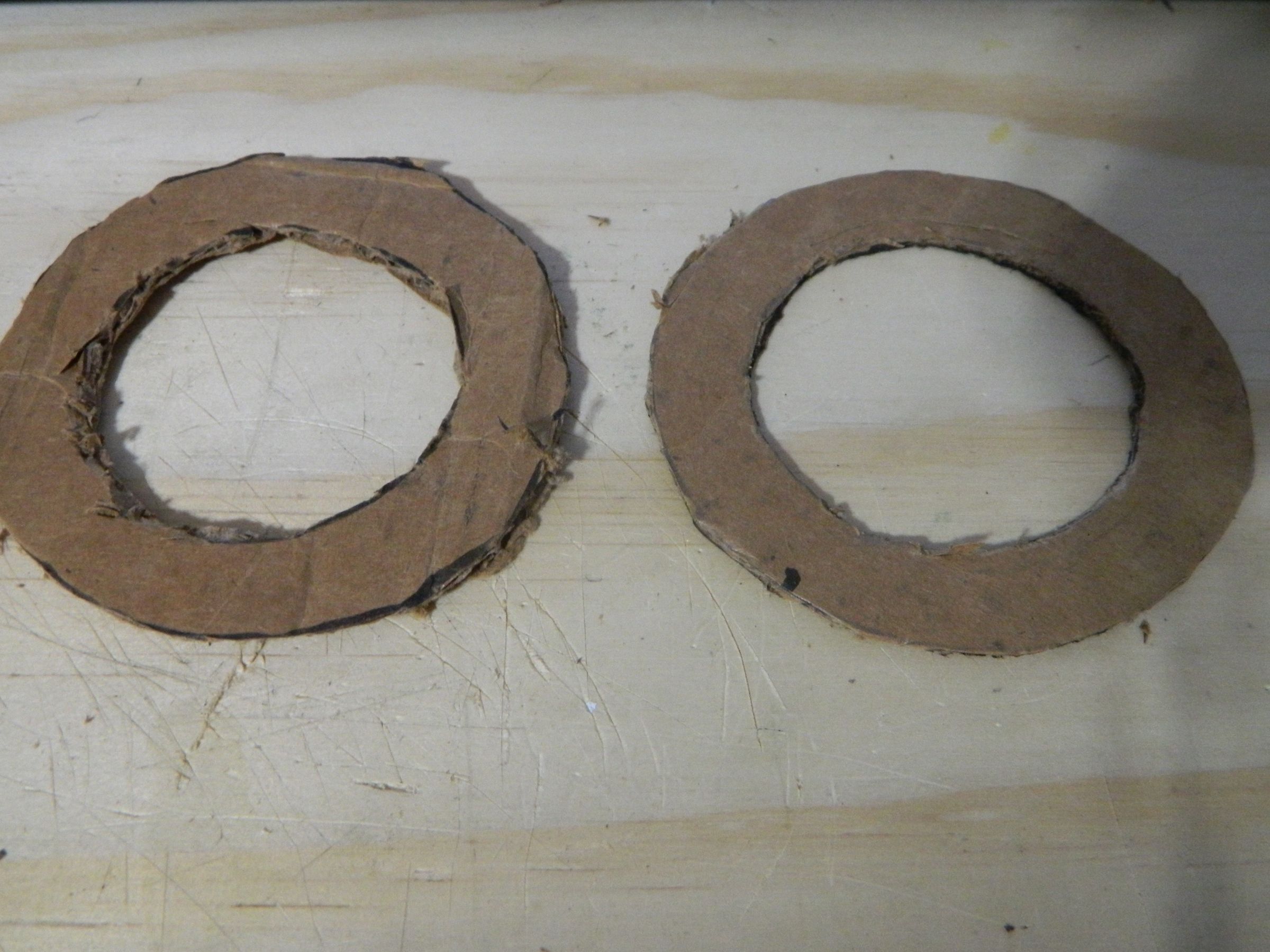 Cardboard Magnifier Glass : 9 Steps - Instructables