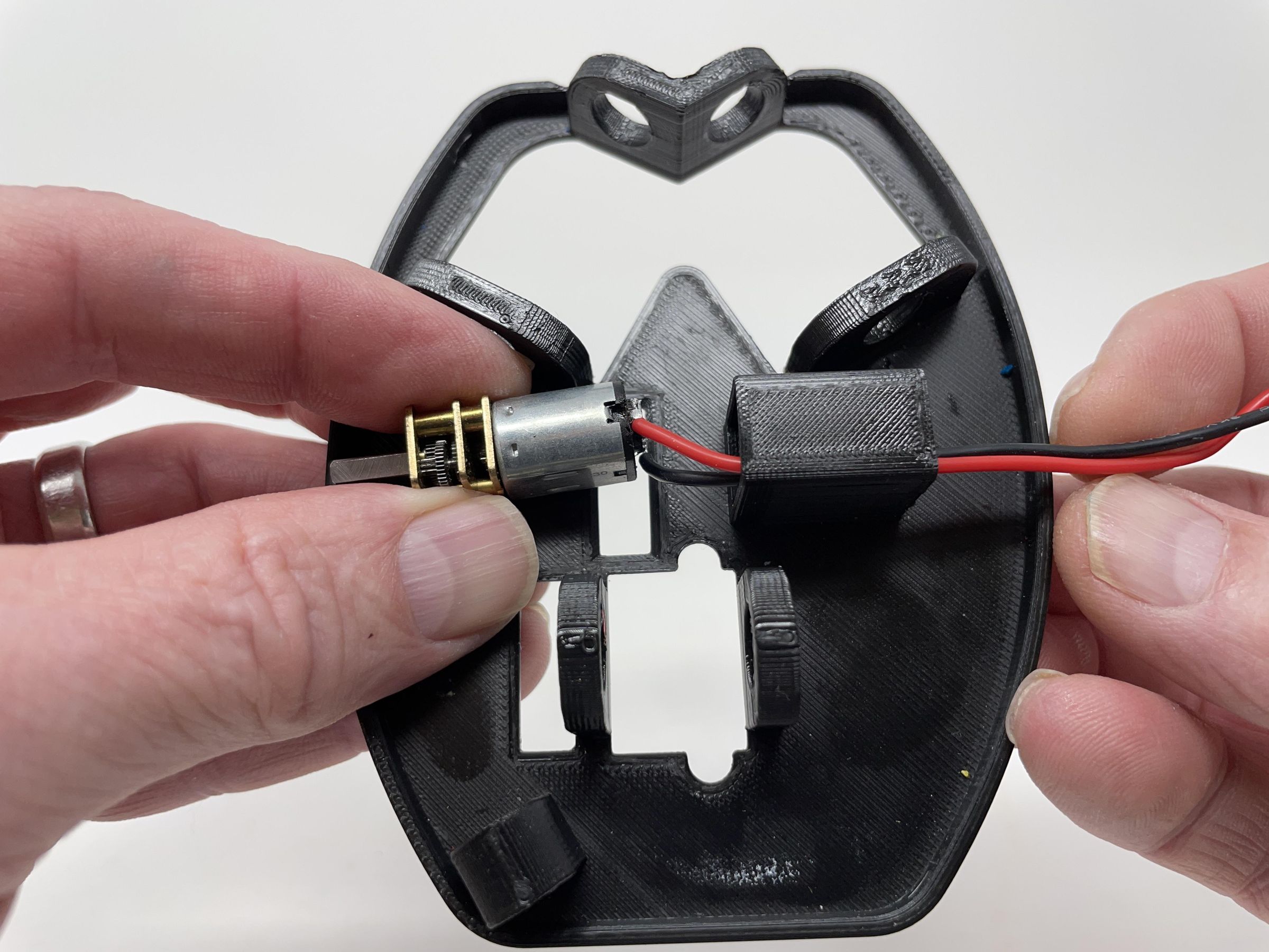 Crayon Car Mechanism. : 5 Steps (with Pictures) - Instructables